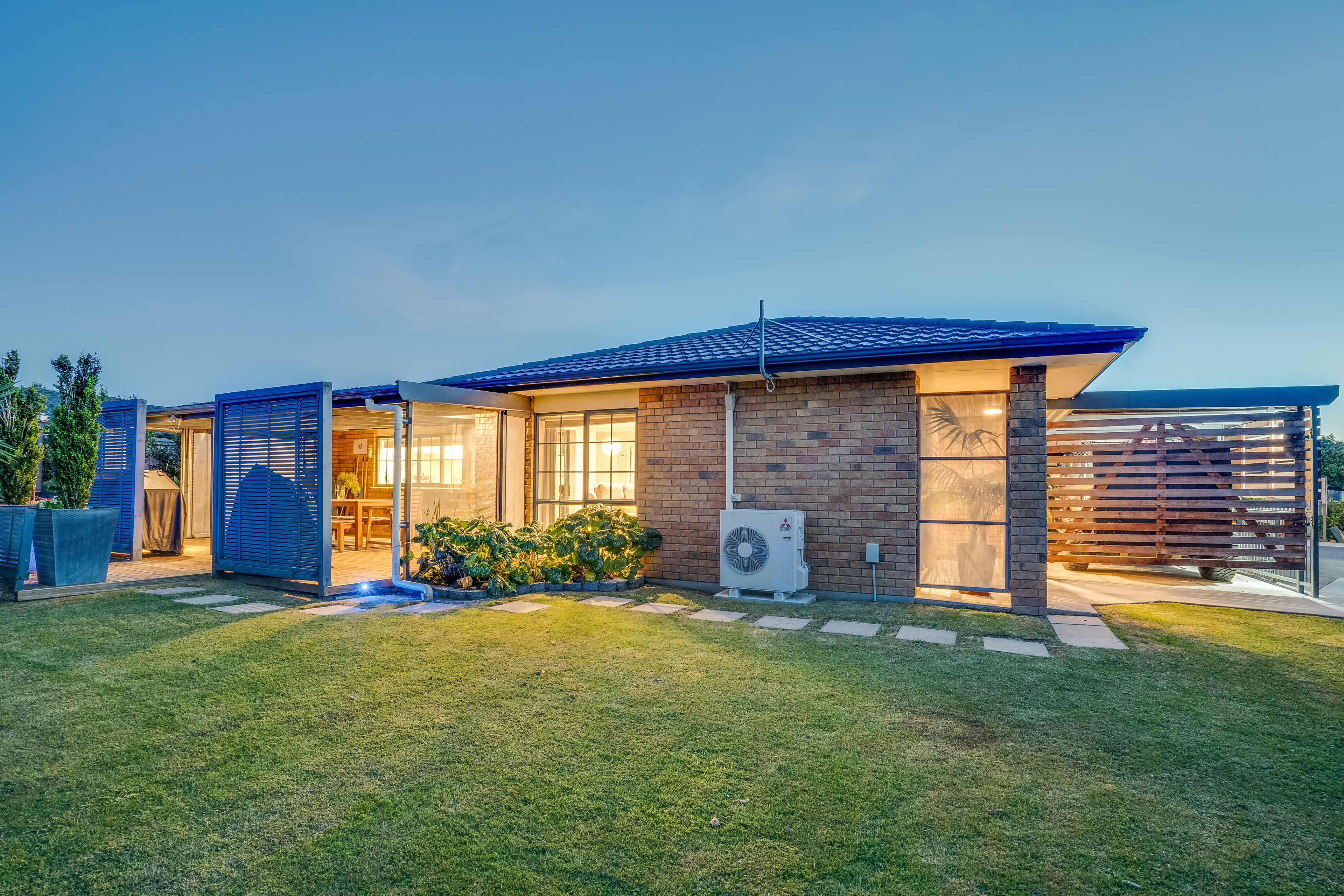 78 Medvale Avenue, Flat Bush, Manukau City 2023 - Sold House - Ray ...