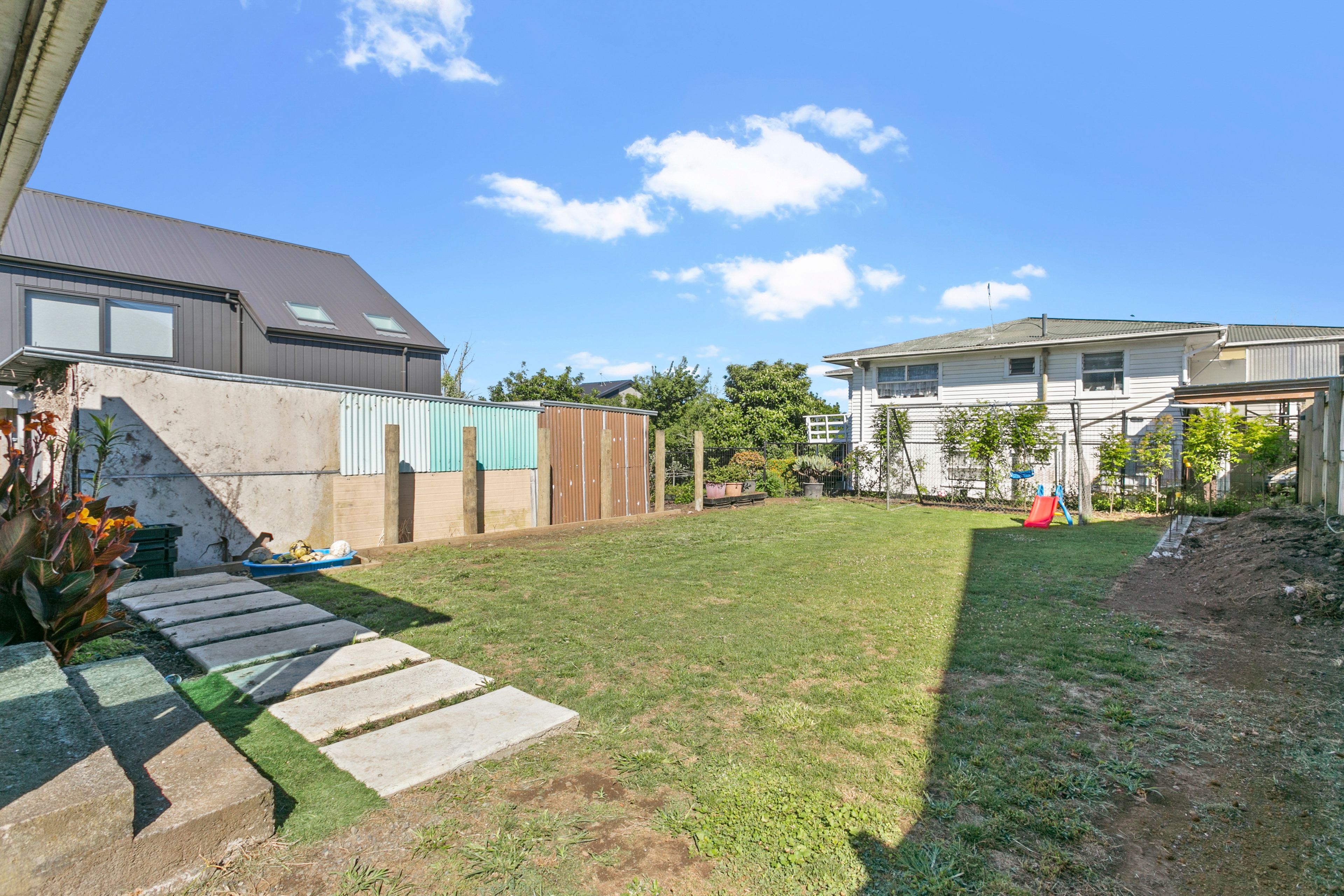 31 Range View Road, Mount Albert, Auckland City 1025 - Sold House - Ray ...