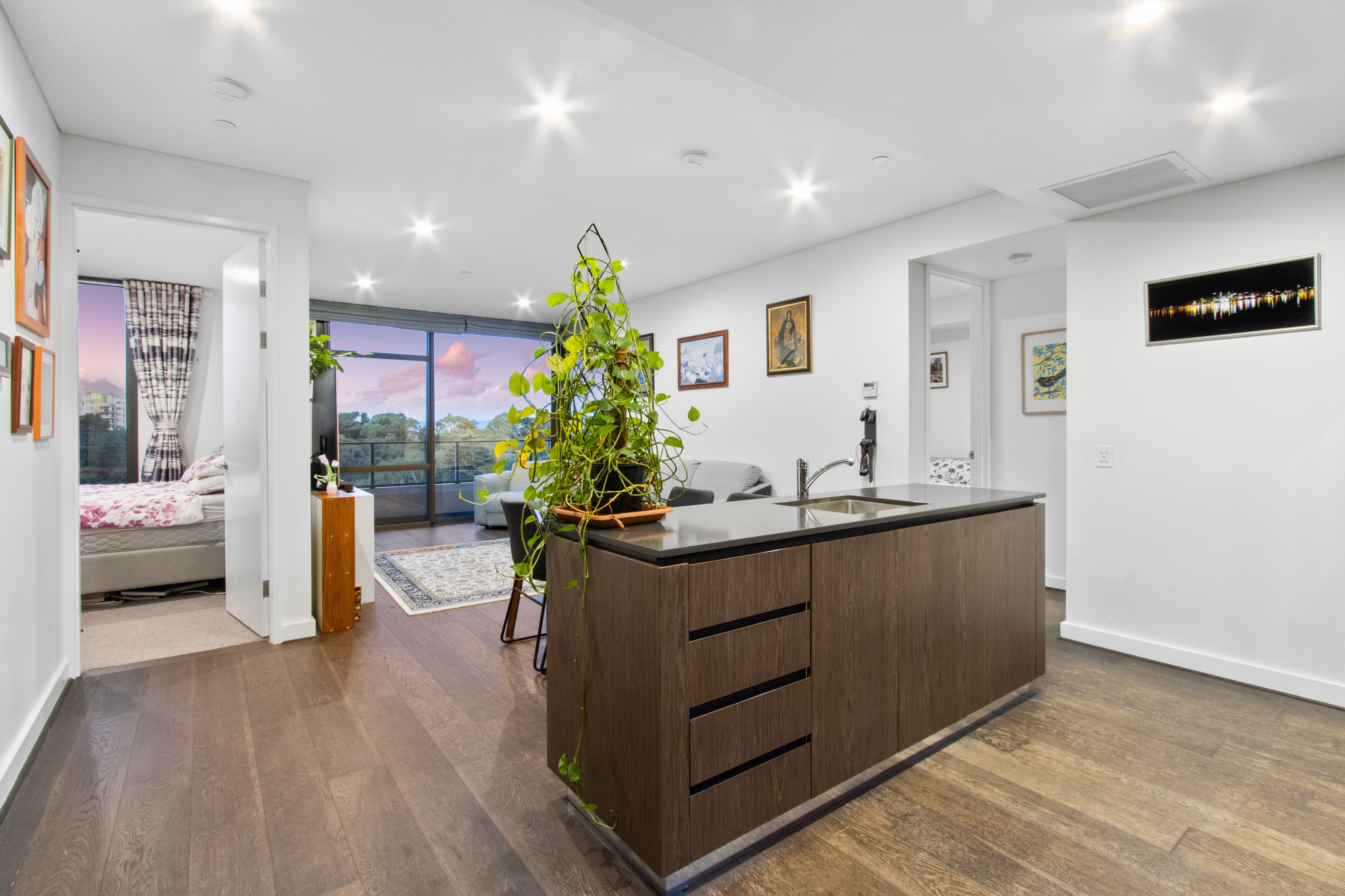 1005/53 Labouchere Road, South Perth, WA 6151 - Sold Apartment - Ray ...