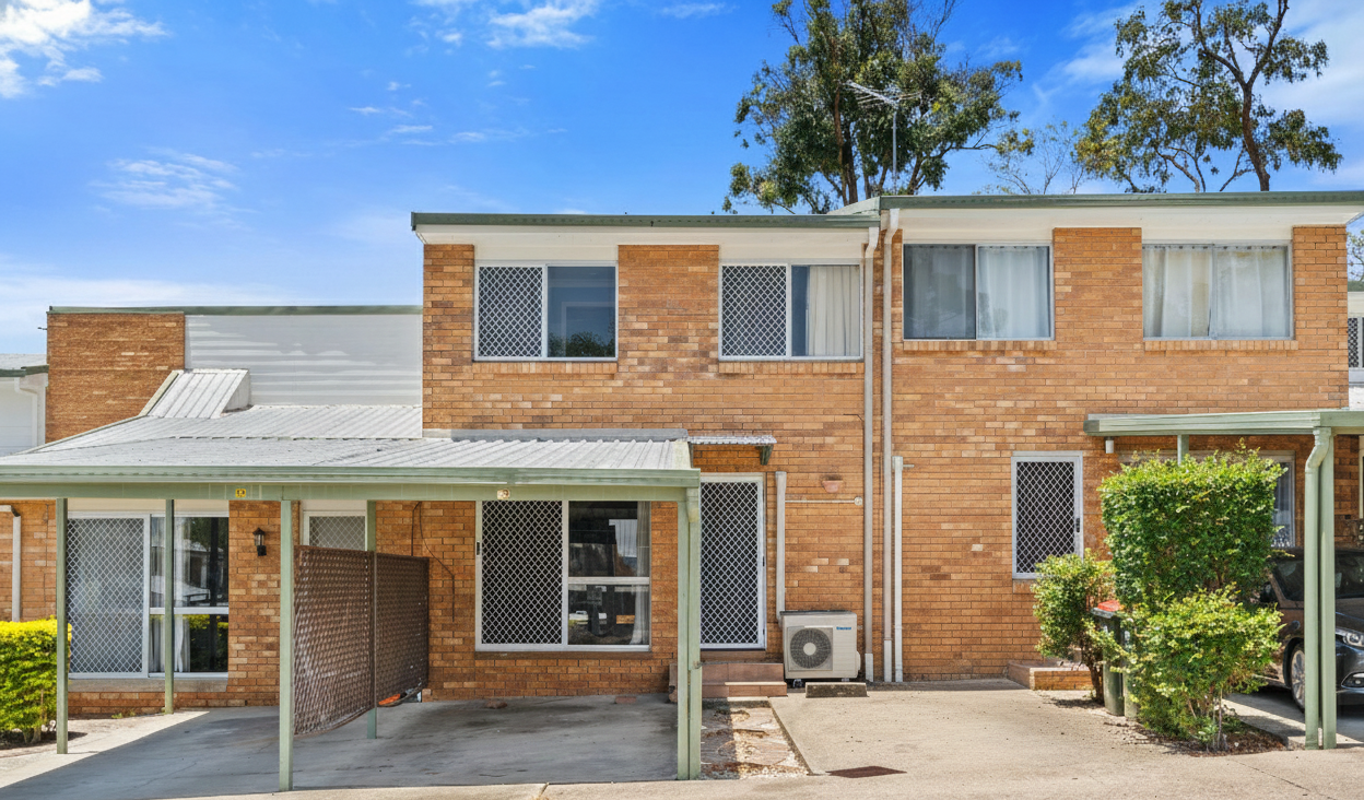 38/18 Defiance Road, Logan Central, QLD 4114 - Sold Townhouse - Ray ...