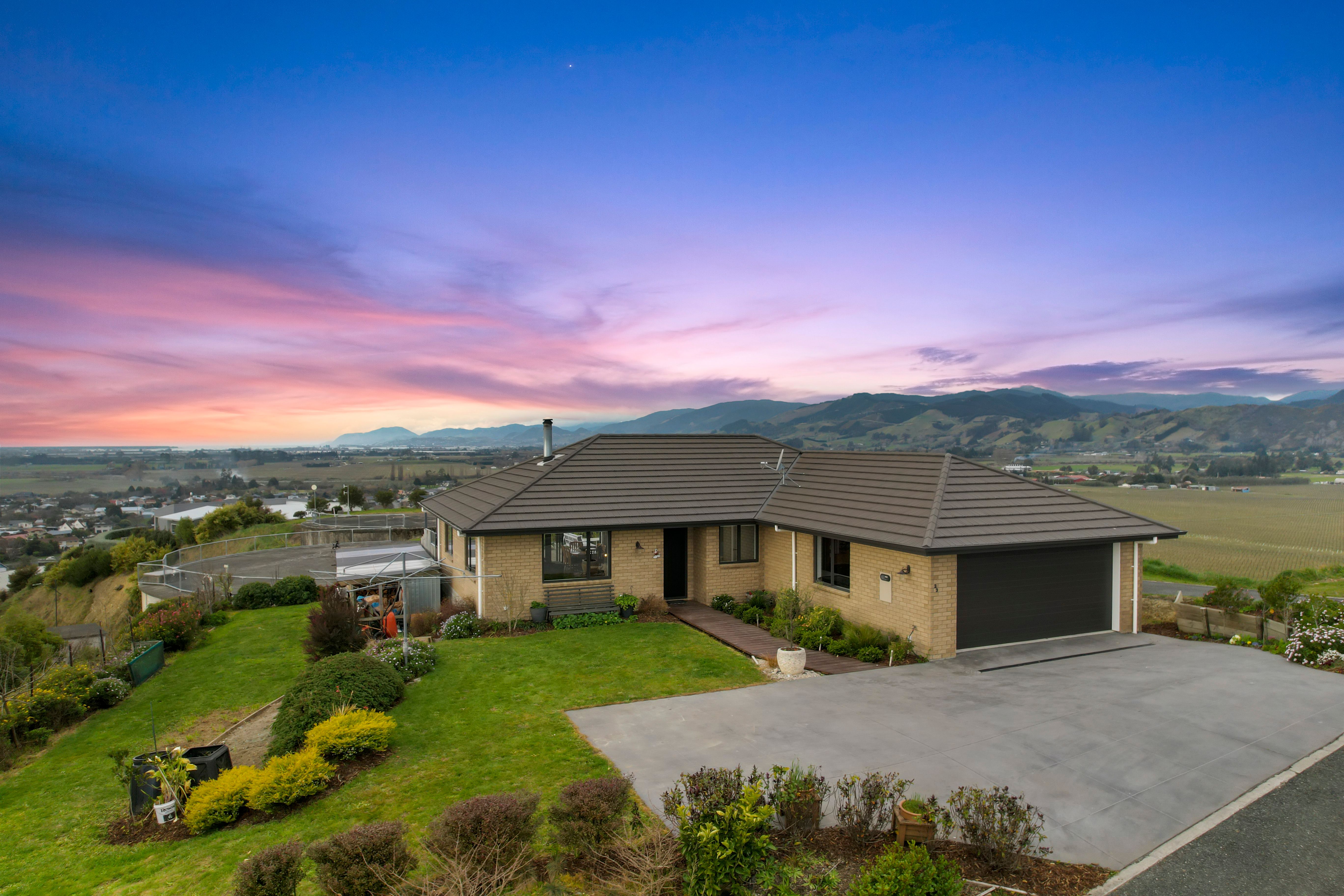 29 Katania Heights, Brightwater, Tasman District 7022 - Sold House ...