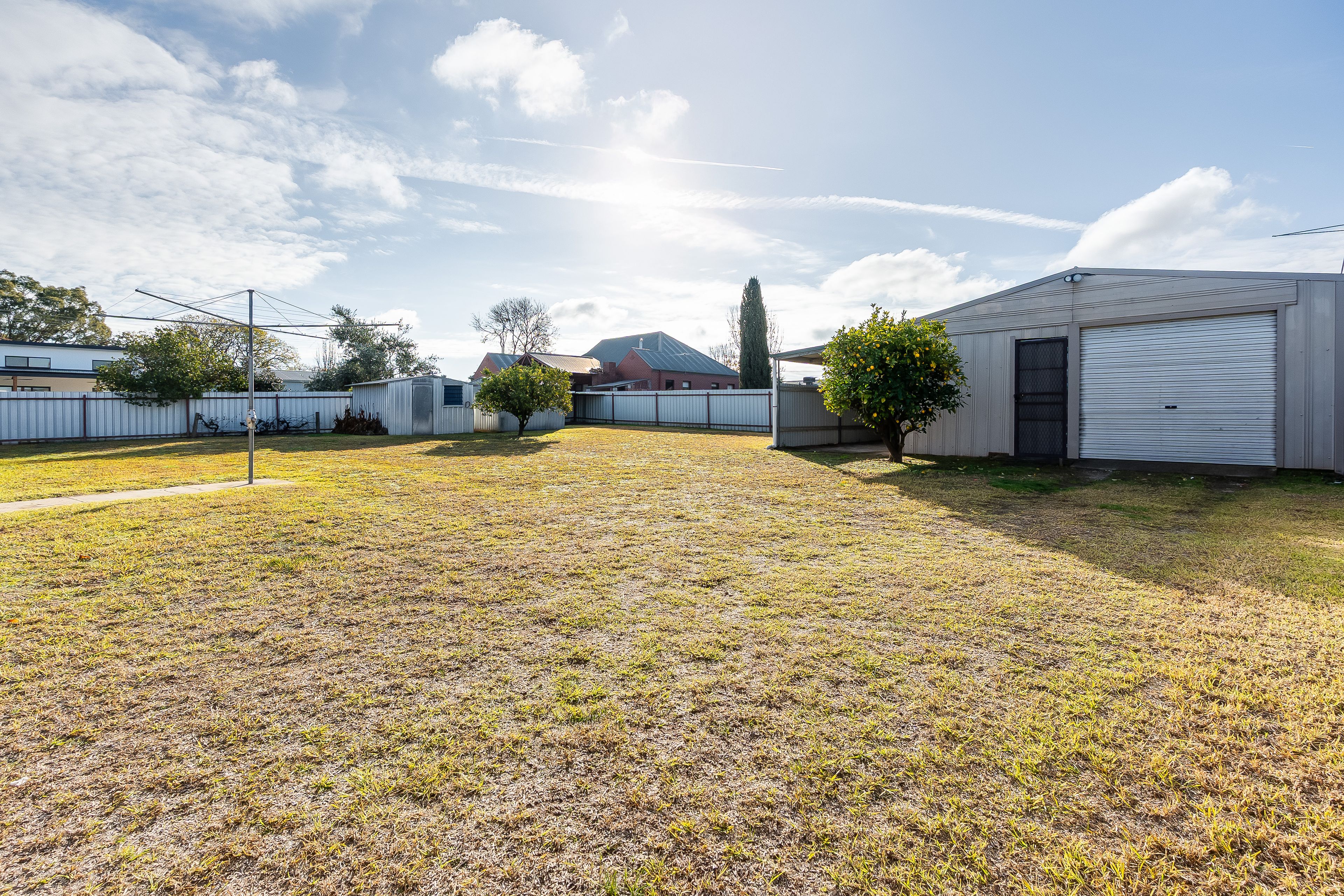 25 Victoria Street, Howlong, NSW 2643 - Leased House - Ray White Albury ...