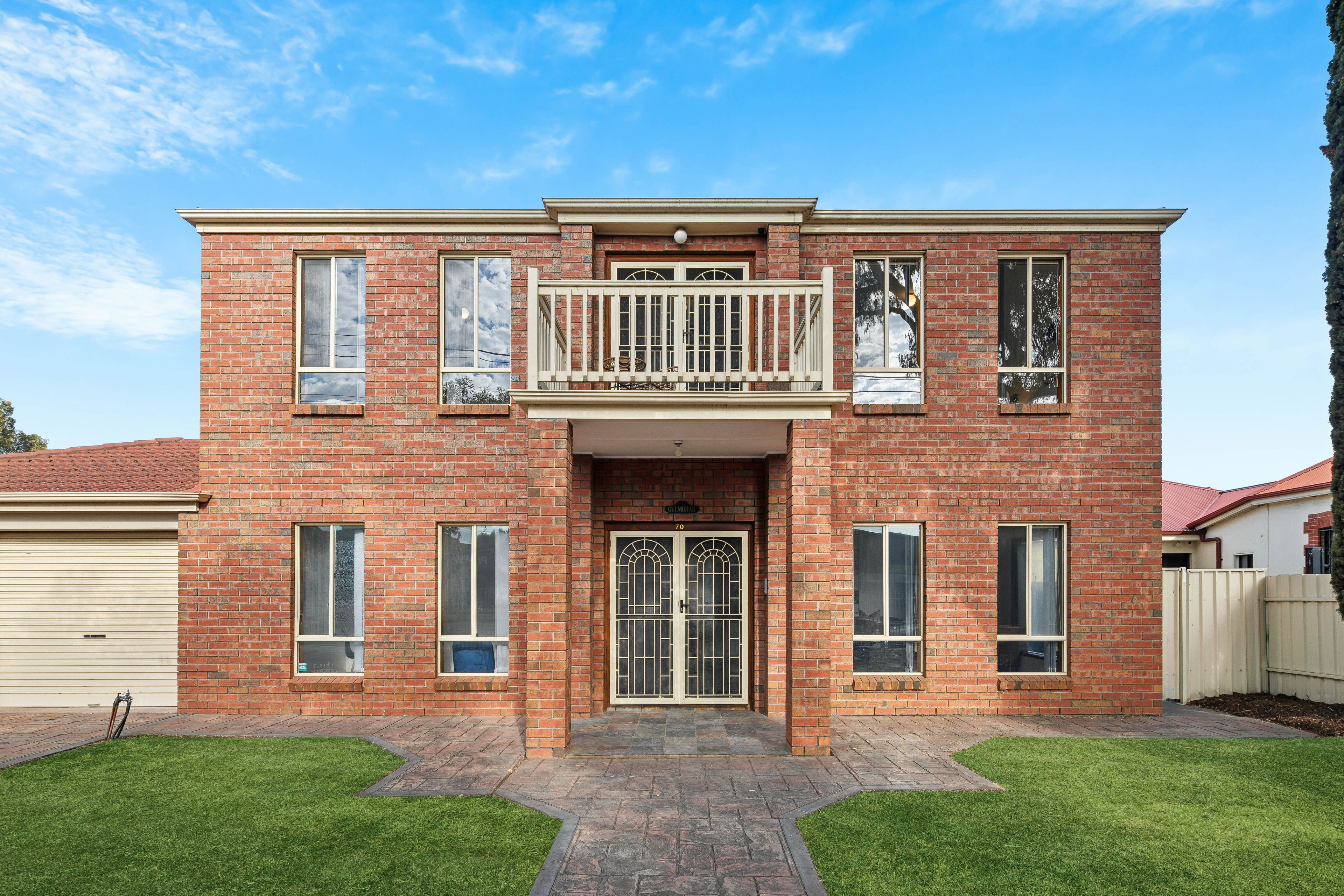 Ray White Adelaide City