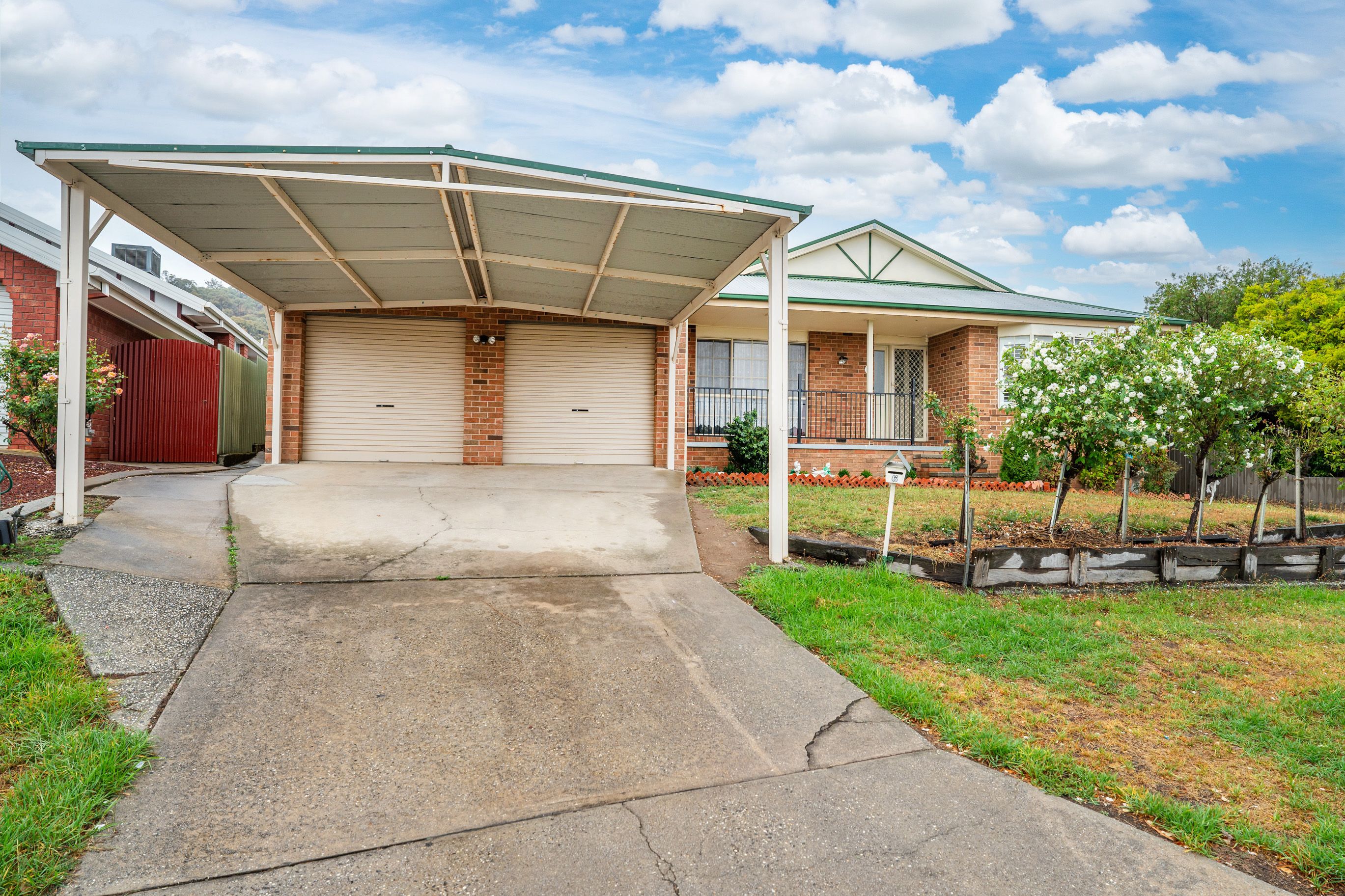 6 Dimbanna Court, Springdale Heights, NSW 2641 - Leased House - Ray ...