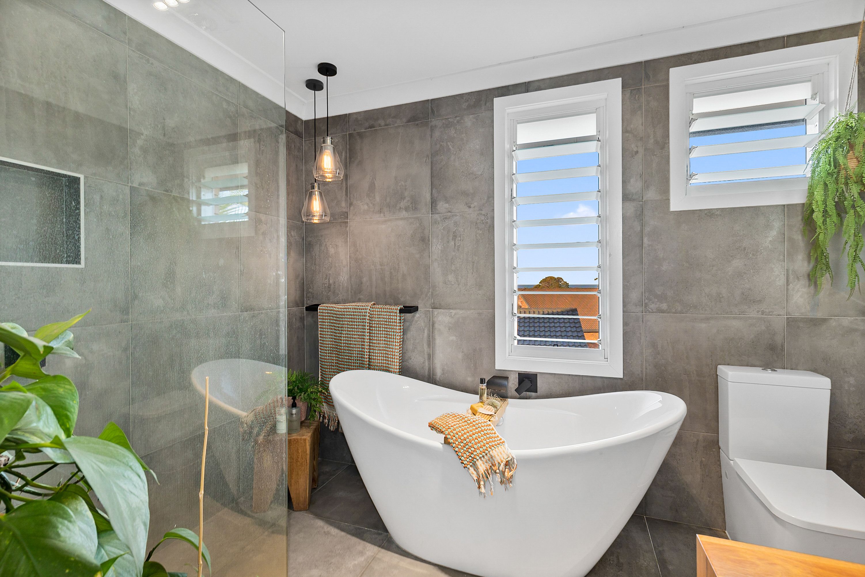 7 Sebastian Place, Barrack Heights, NSW 2528 - Sold House - Ray White ...