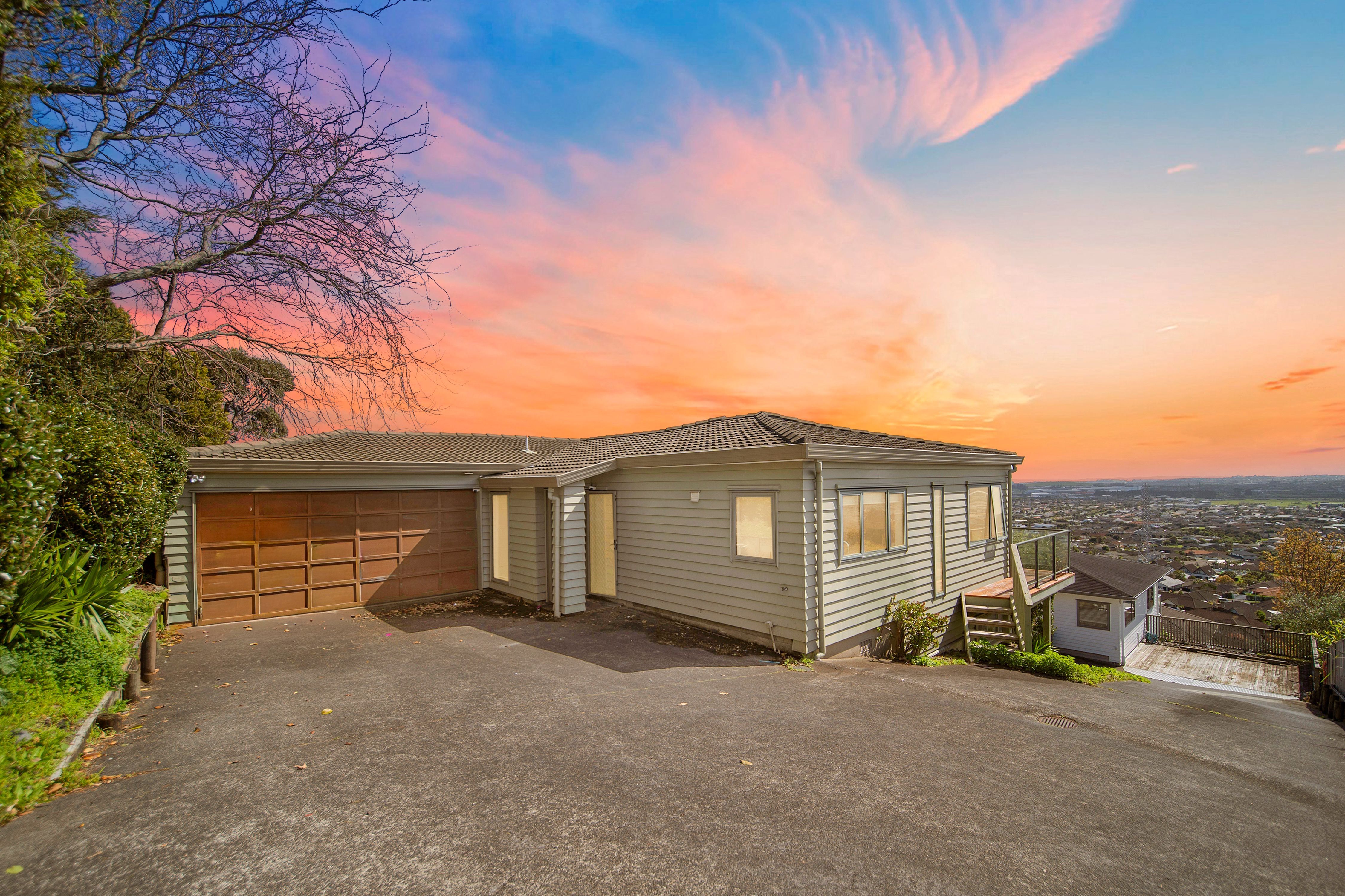 134A Redoubt Road, Goodwood Heights, Manukau City 2105 - Sold House ...