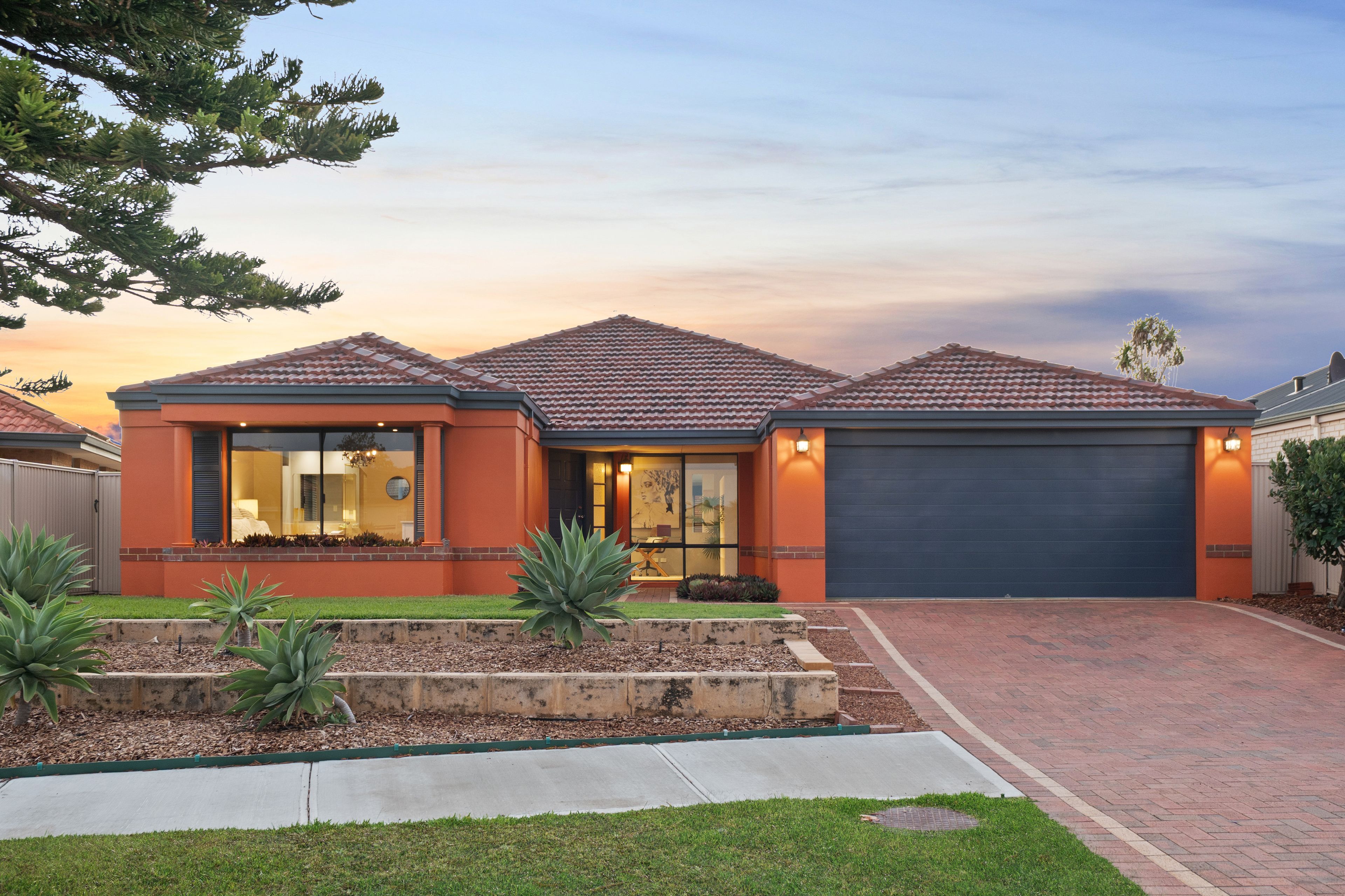 12 Ambleside Parade, Waikiki, WA 6169 - House for Sale - Ray White ...