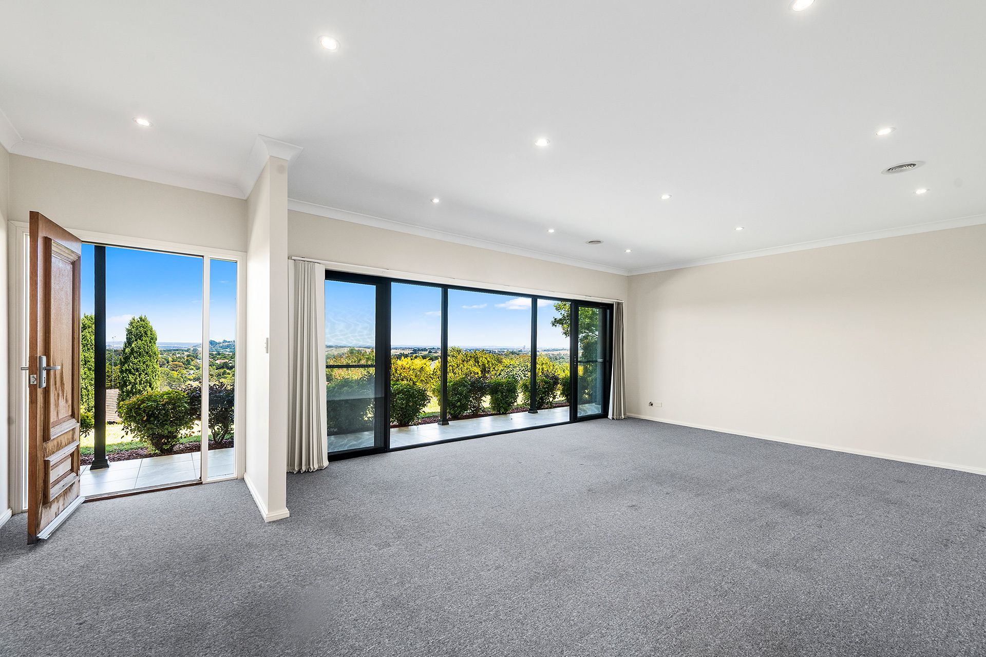 4 Dormie Place, Moss Vale, NSW 2577 - Leased House - Ray White Bowral