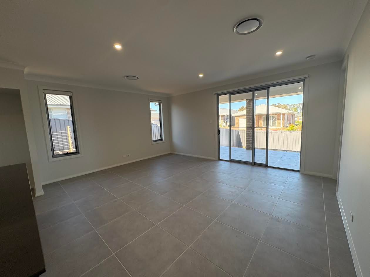 23 Eumundi Avenue, BADAGARANG, NSW 2540 - House for Rent - Ray White ...