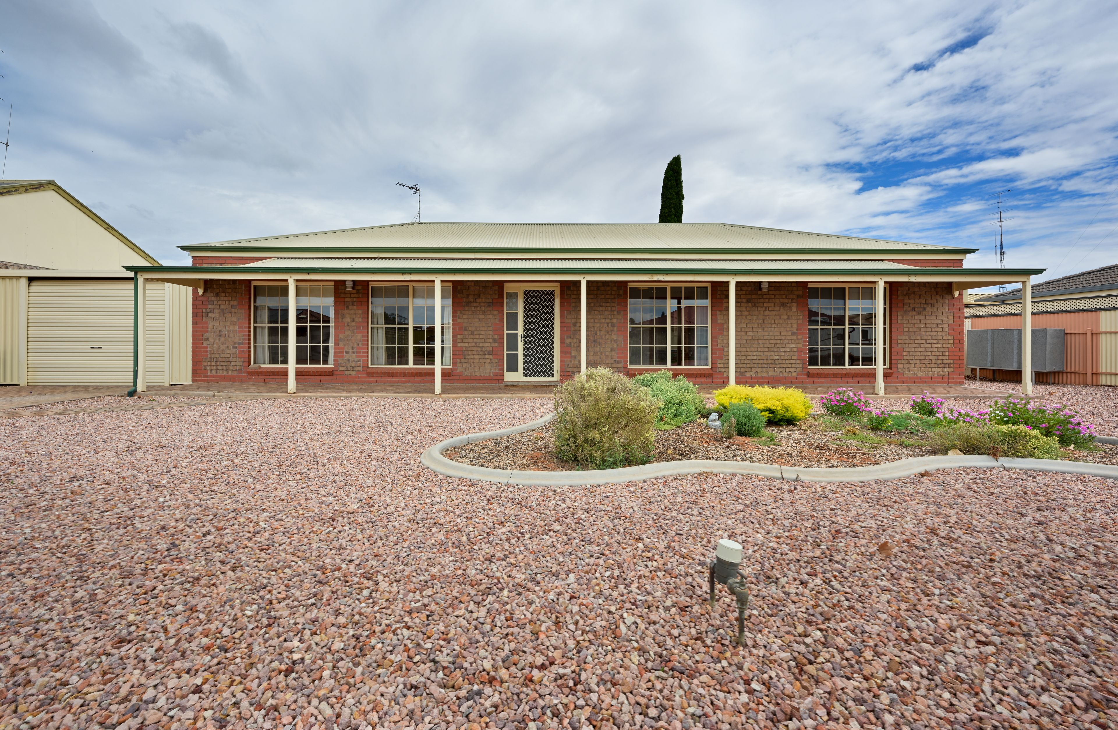 1 Frankel Court, Whyalla Stuart, SA 5608 - Sold House - Ray White Port ...
