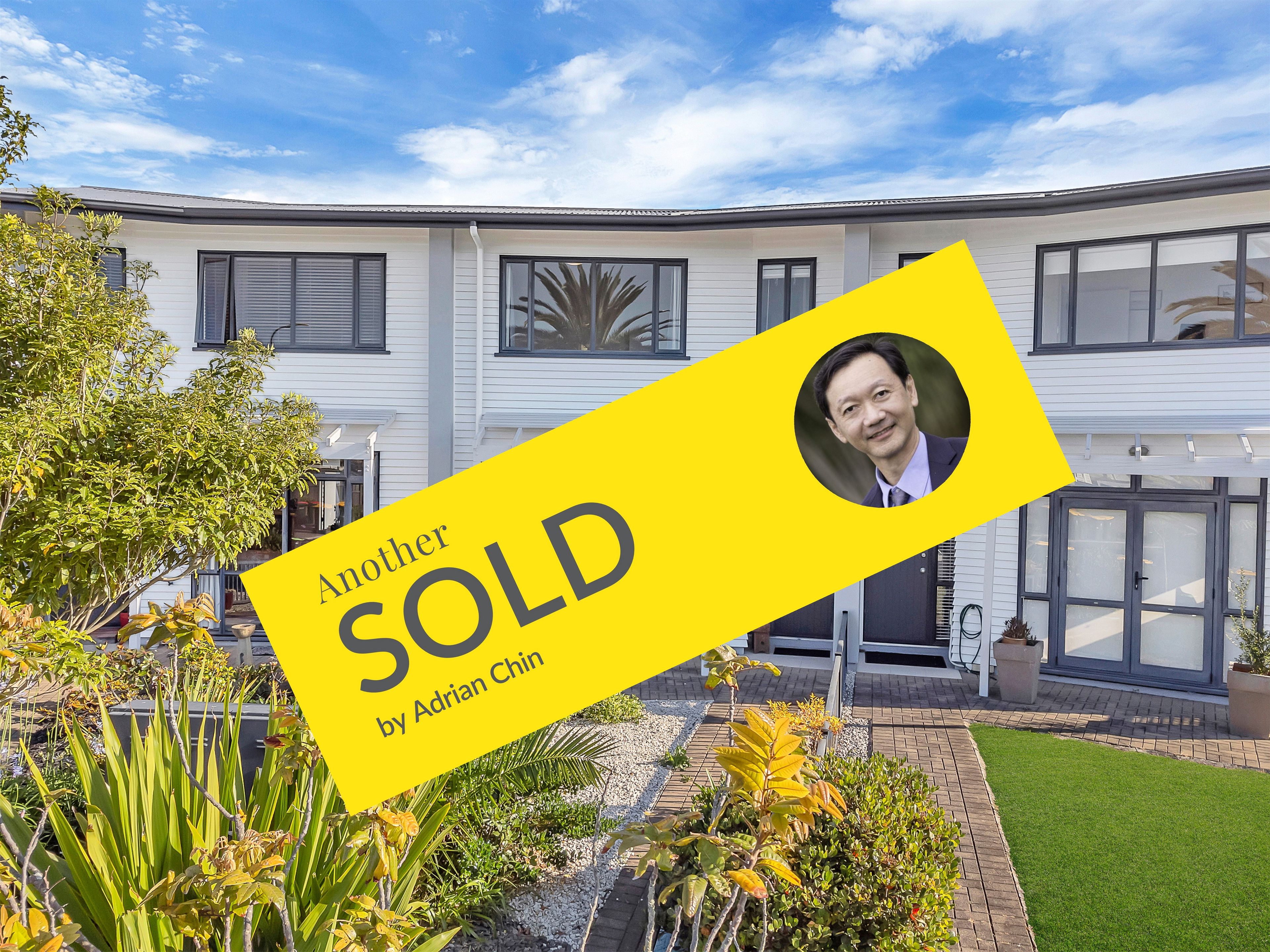 4/2 Armoy Drive, East Tamaki, Manukau City 2013 - Sold Townhouse - Ray ...