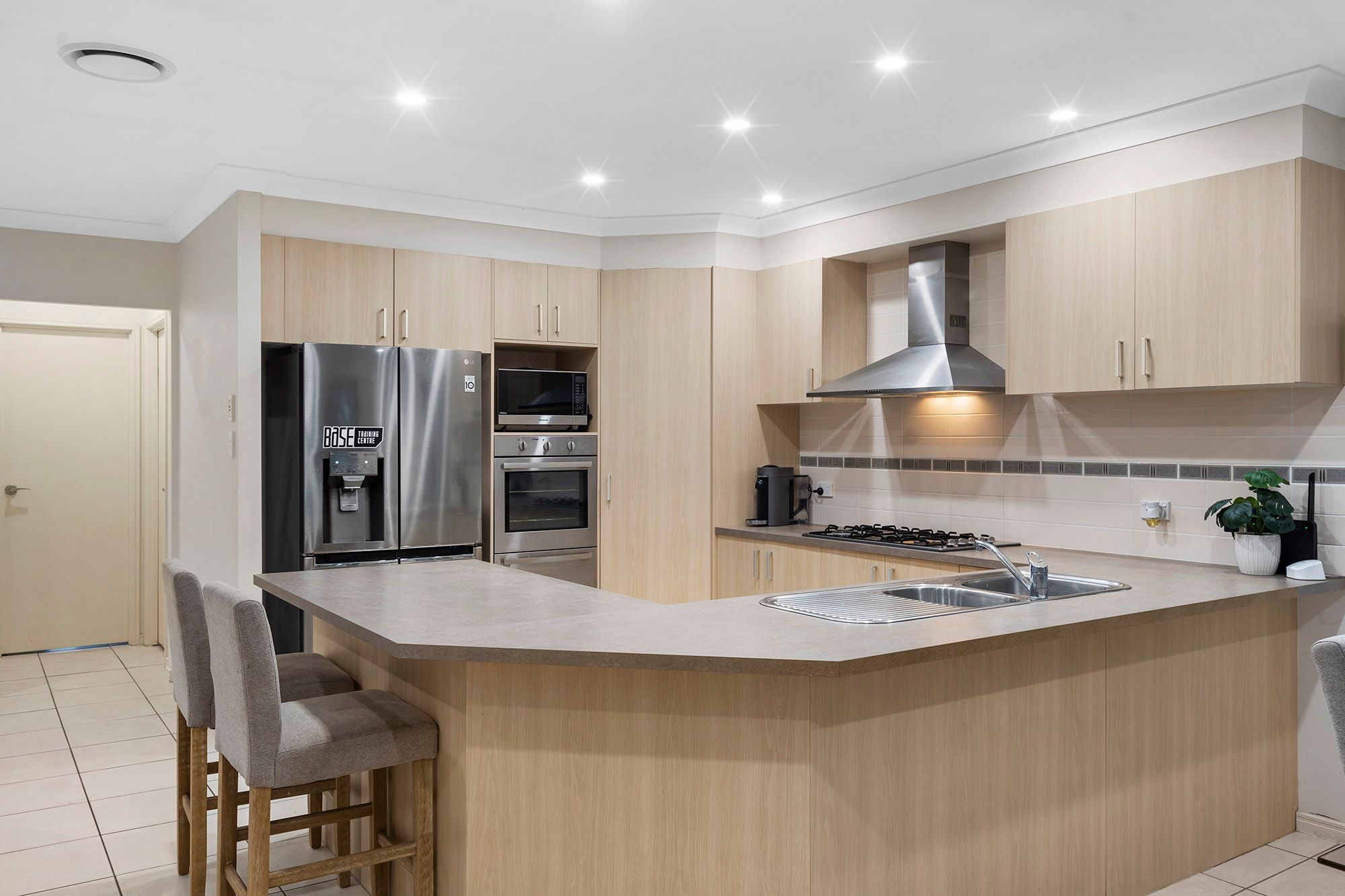 24 Wallaroo Circuit, North Lakes, QLD 4509 - Sold House - Ray White ...
