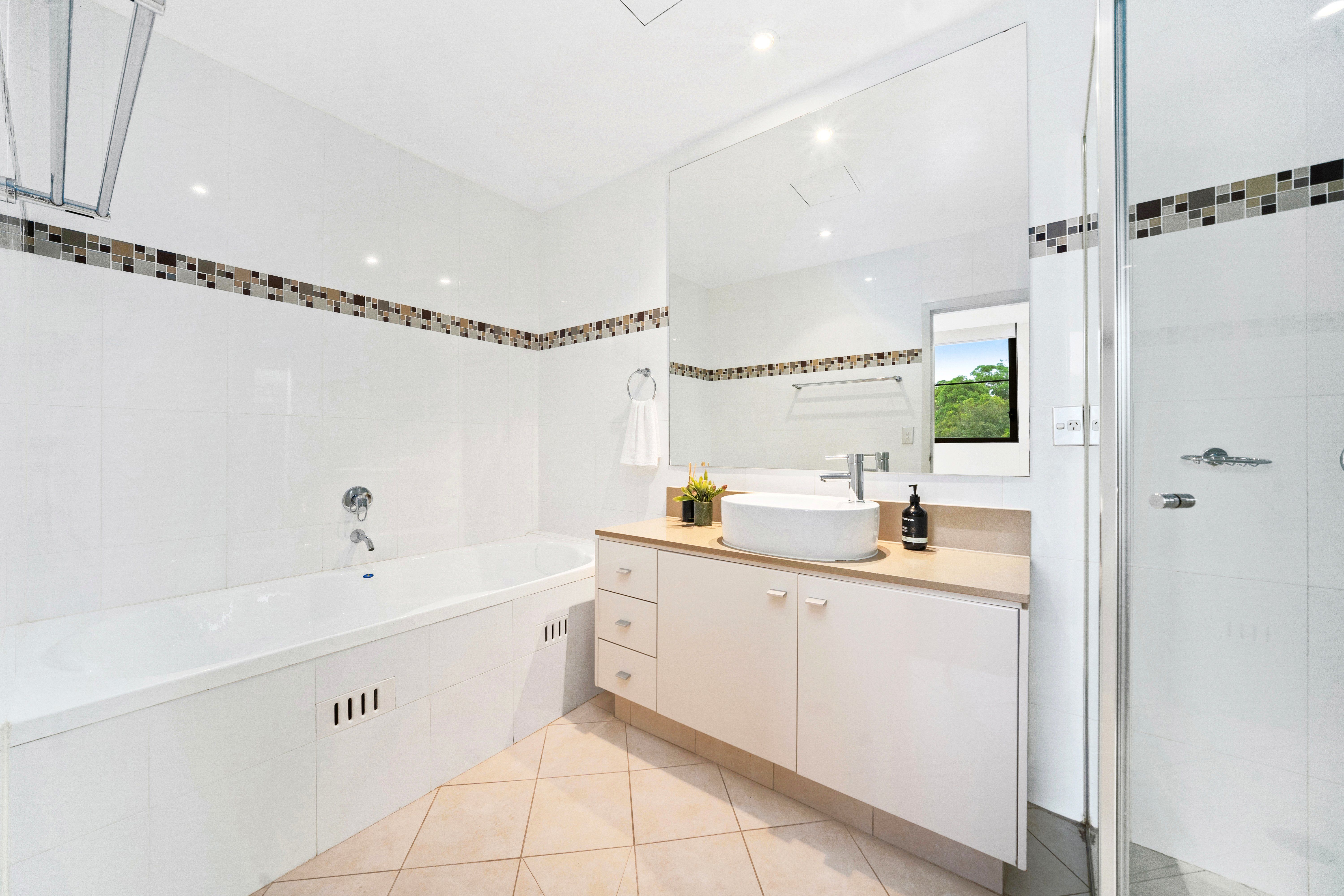 633/2C Munderah Street, Wahroonga, NSW 2076 - Sold Apartment - Ray ...