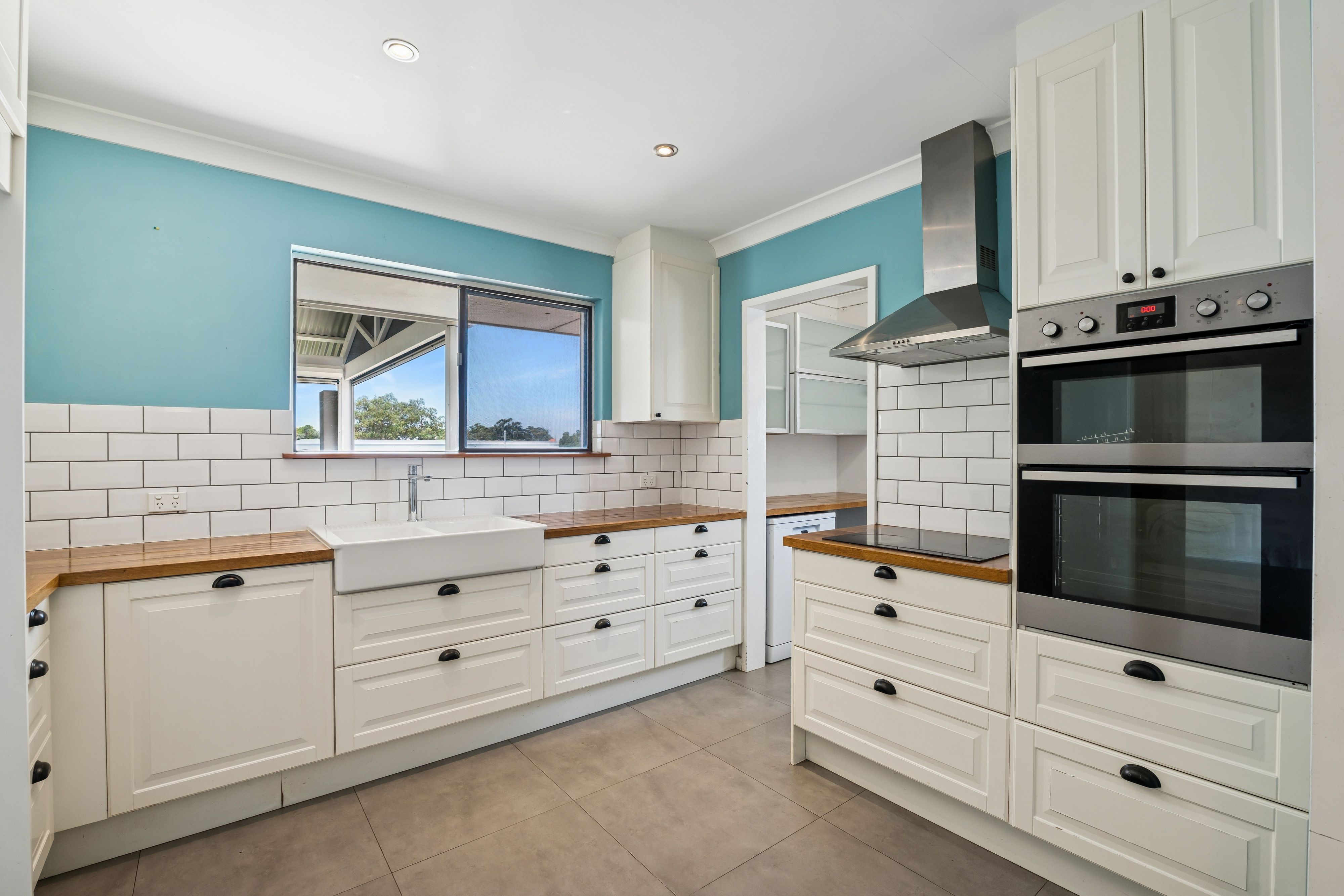 180 Bridgewater Drive, Kallaroo, WA 6025 - House for Rent - Ray White ...