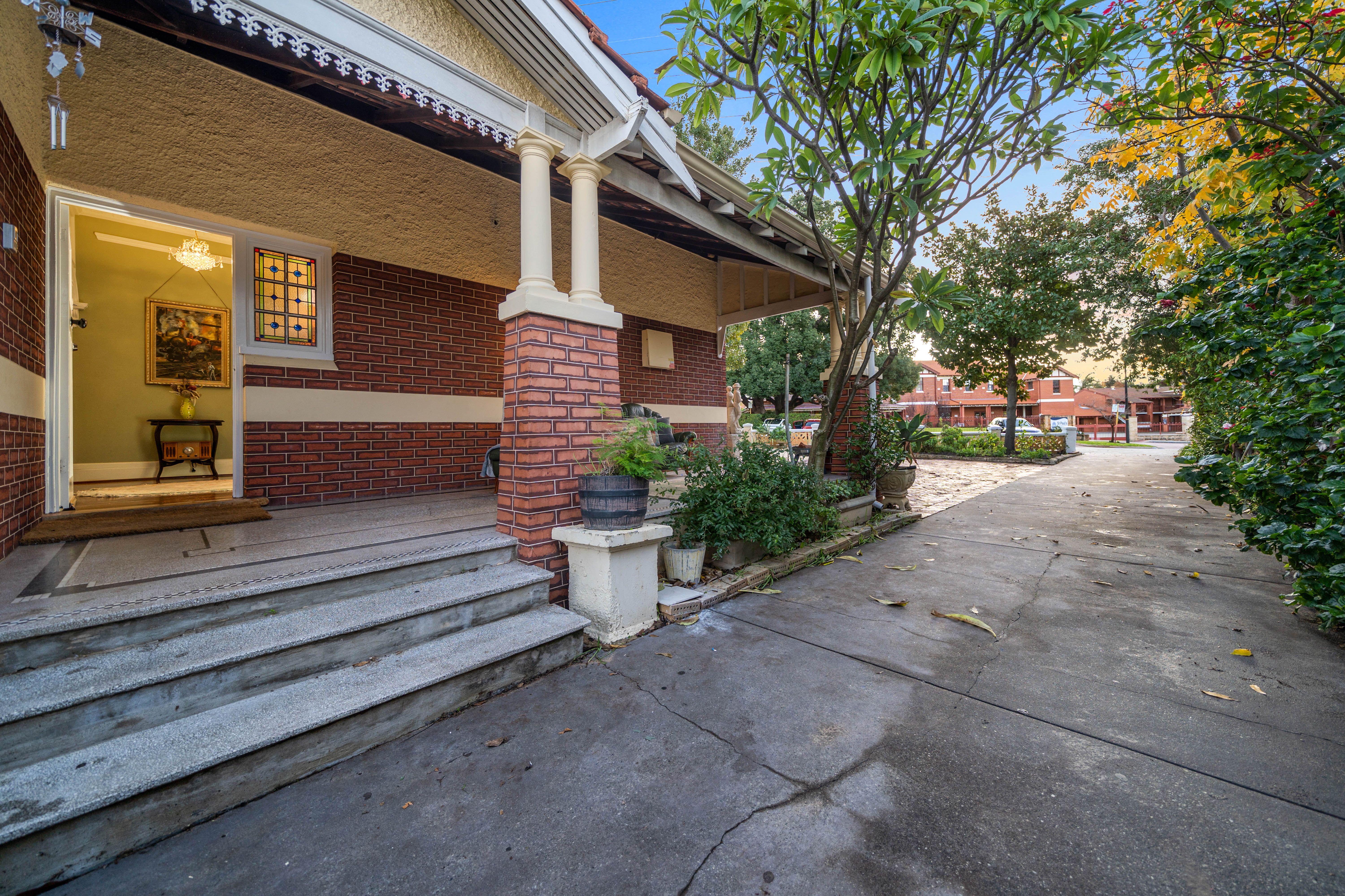 8 Learoyd Street, Mount Lawley, WA 6050 - Sold House - Ray White Inner ...