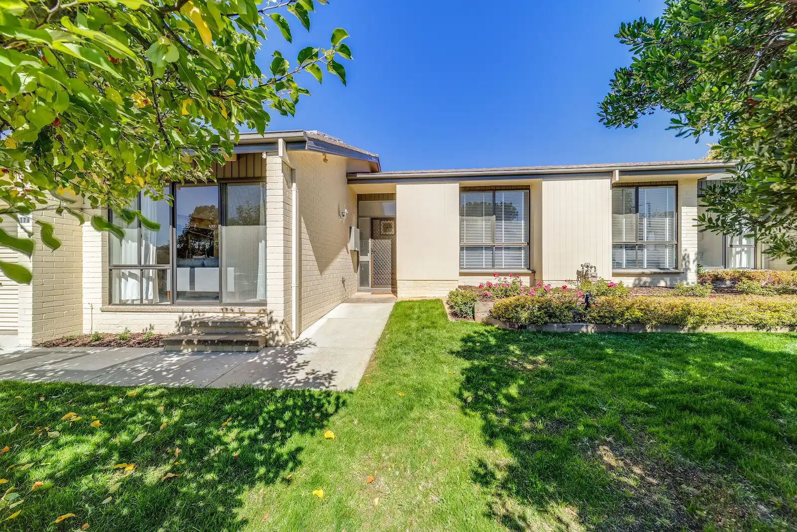 176 Dexter Street, Cook, ACT 2614 - Sold House - Ray White Canberra