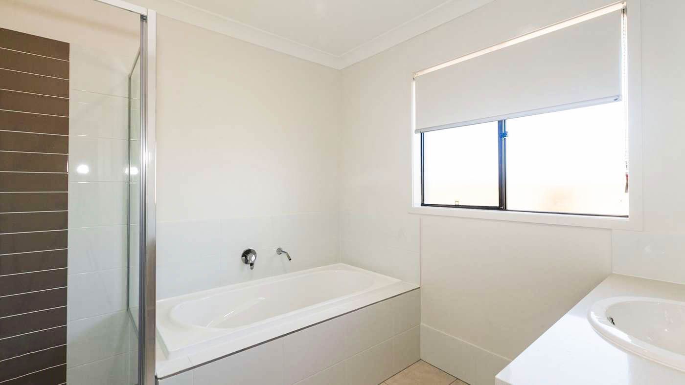 50 Minerva Street, South Ripley, QLD 4306 - Leased House - Ray White ...