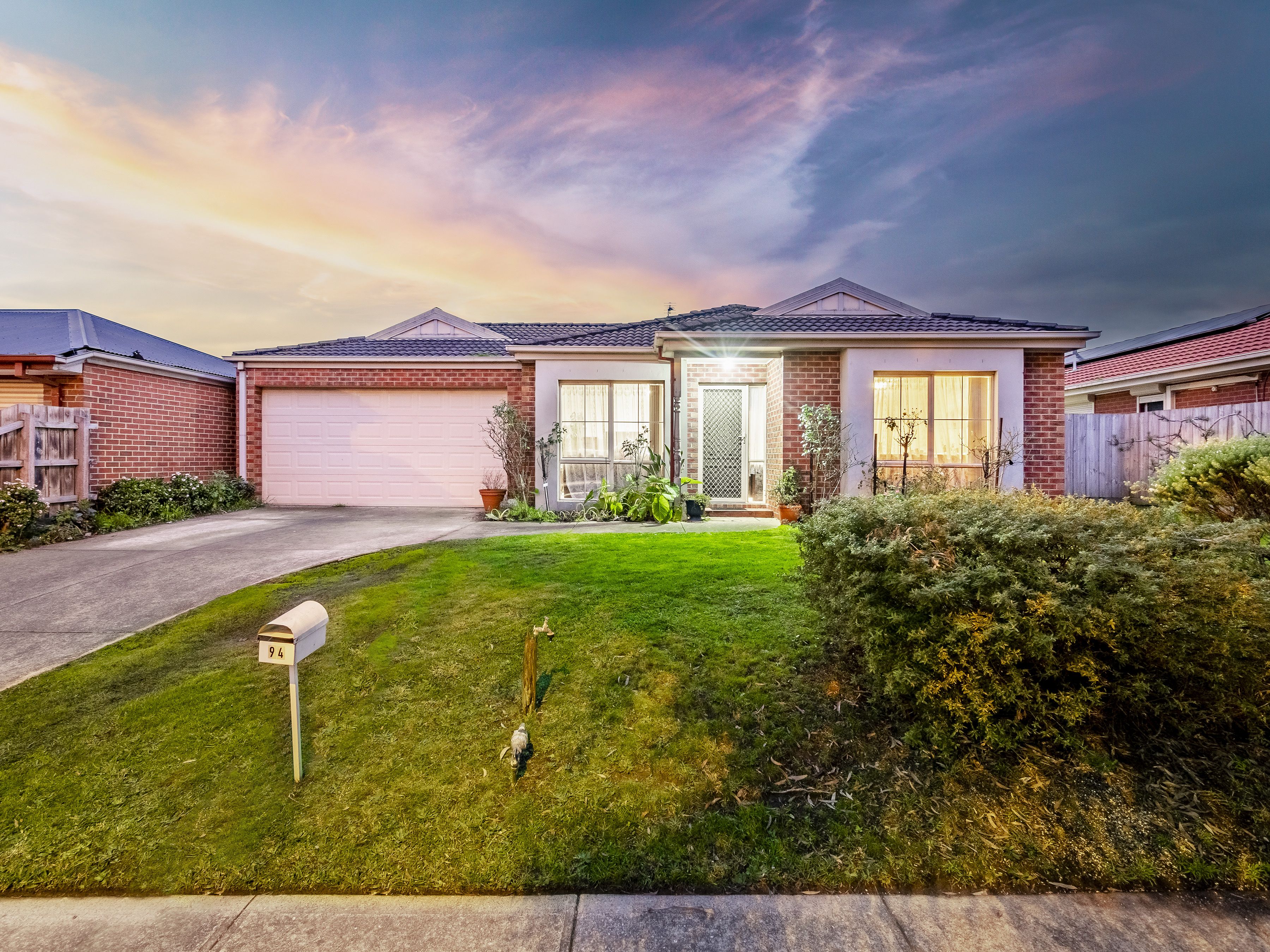 94 Central Parkway, Cranbourne West, VIC 3977 - Sold House - Ray White ...