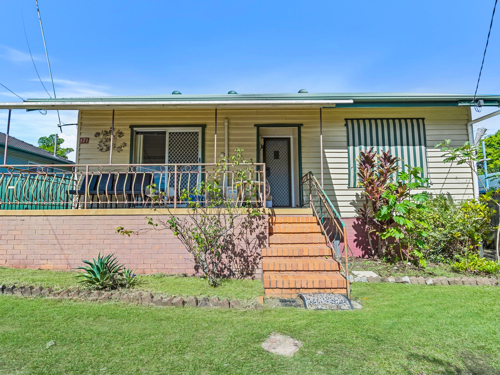 171 Orange Grove Road, Coopers Plains, QLD 4108 - Sold House - Ray ...