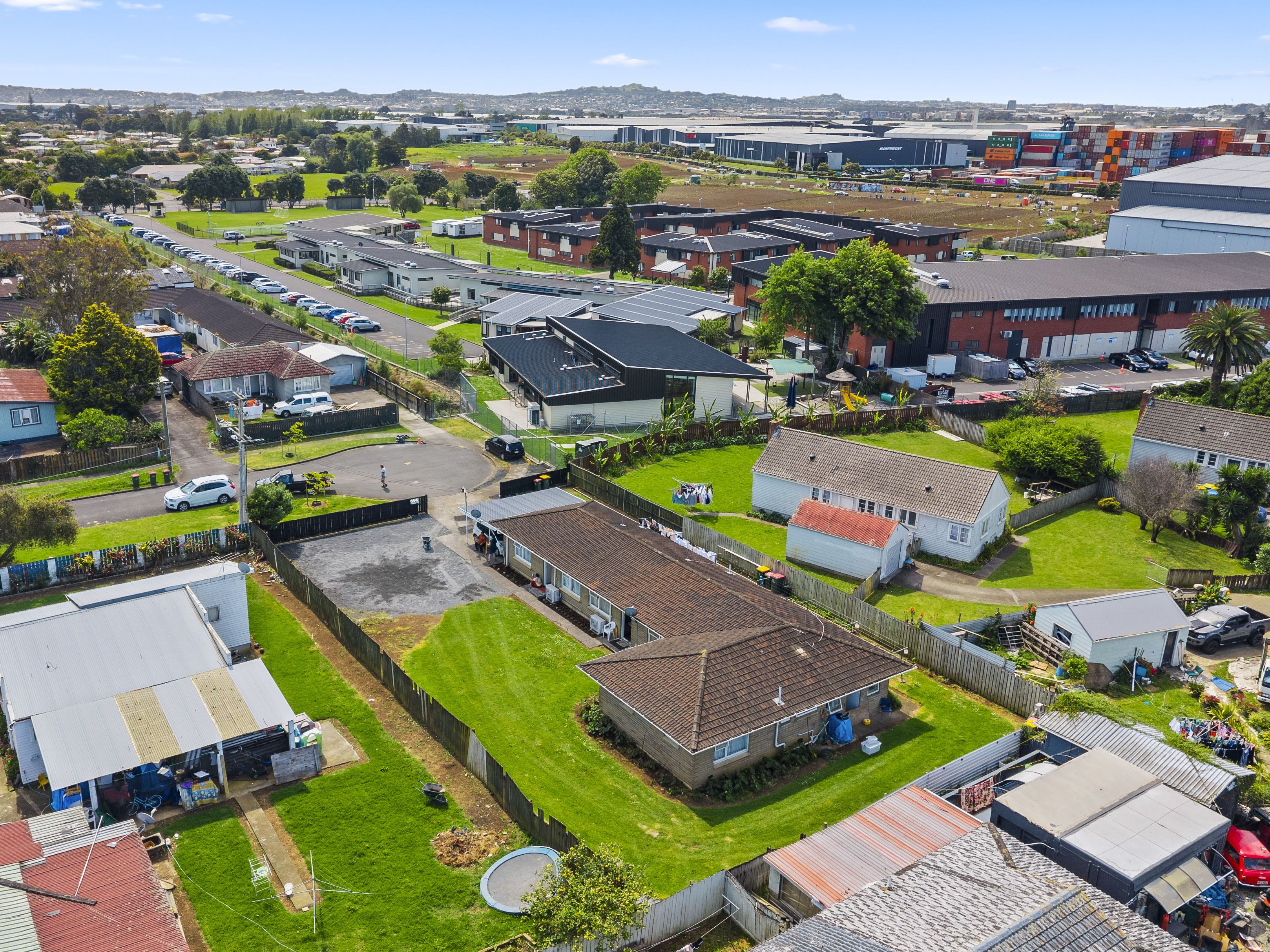 35 Driver Road, Mangere East, Manukau City 2024 - Sold House - Ray ...