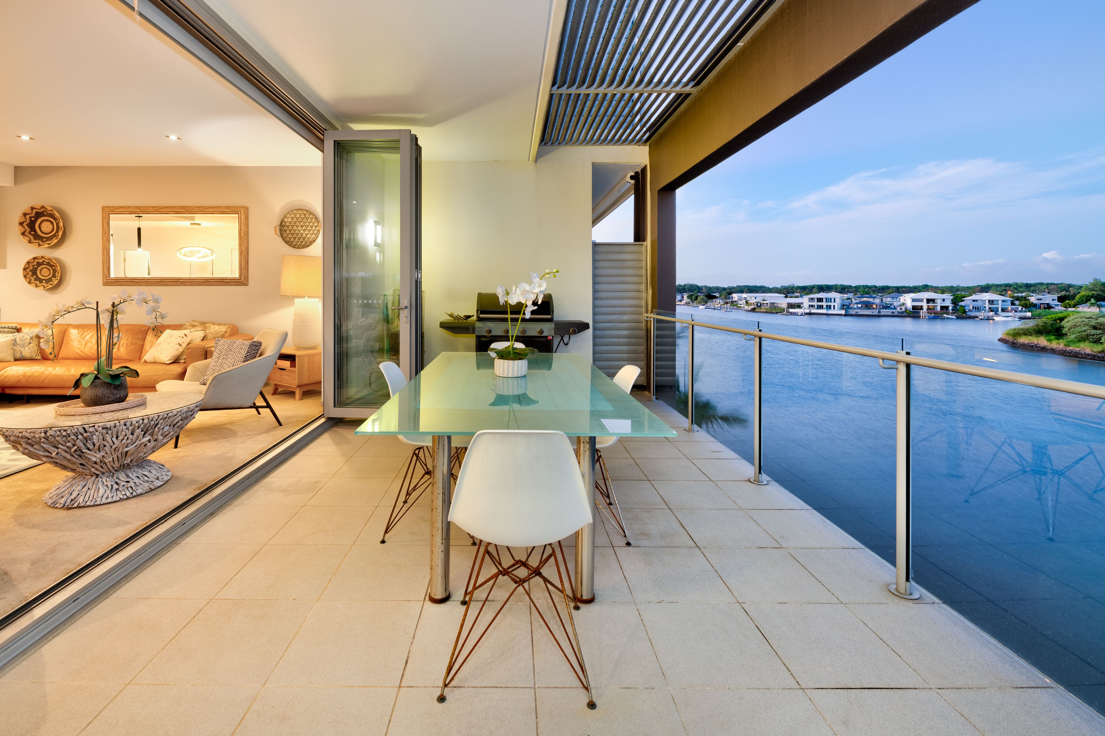 135/3 Pendraat Parade 'Ilanah Aqua', Hope Island, QLD 4212 - Sold ...
