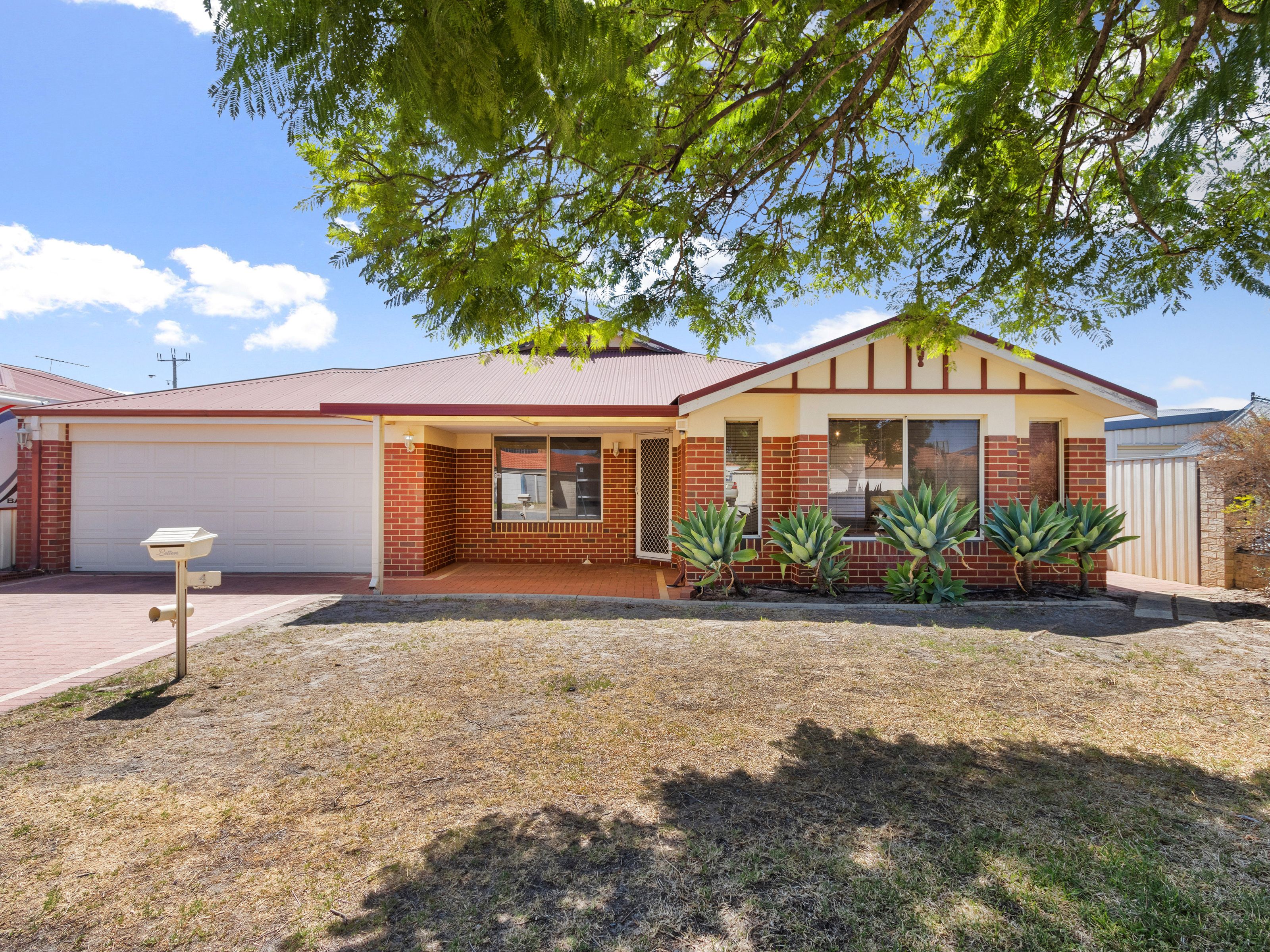 4 Silvereye Close, East Cannington, WA 6107 - Sold House - Ray White ...
