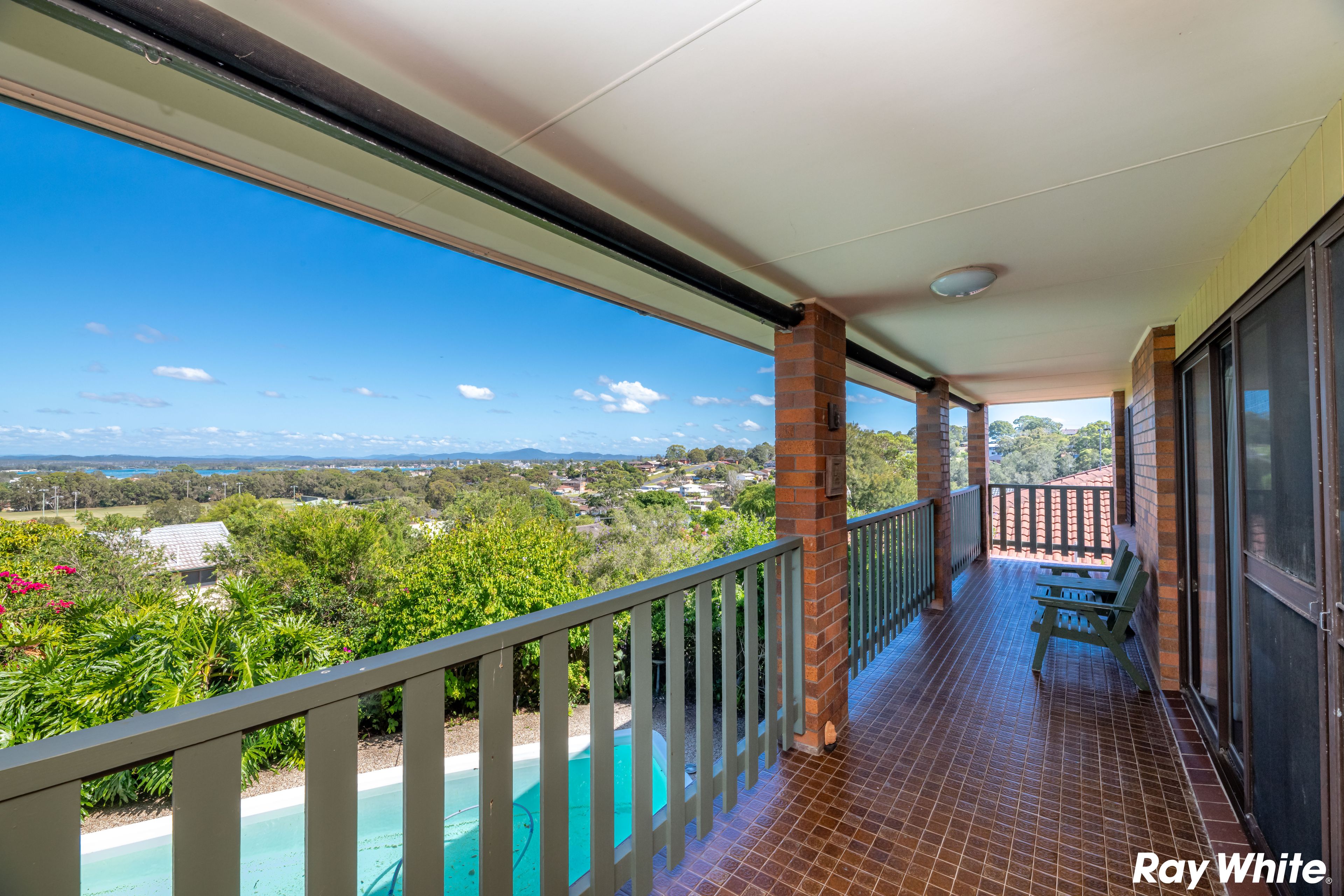 37 Sunset Avenue, Forster, NSW 2428 - Sold House - Ray White Forster ...