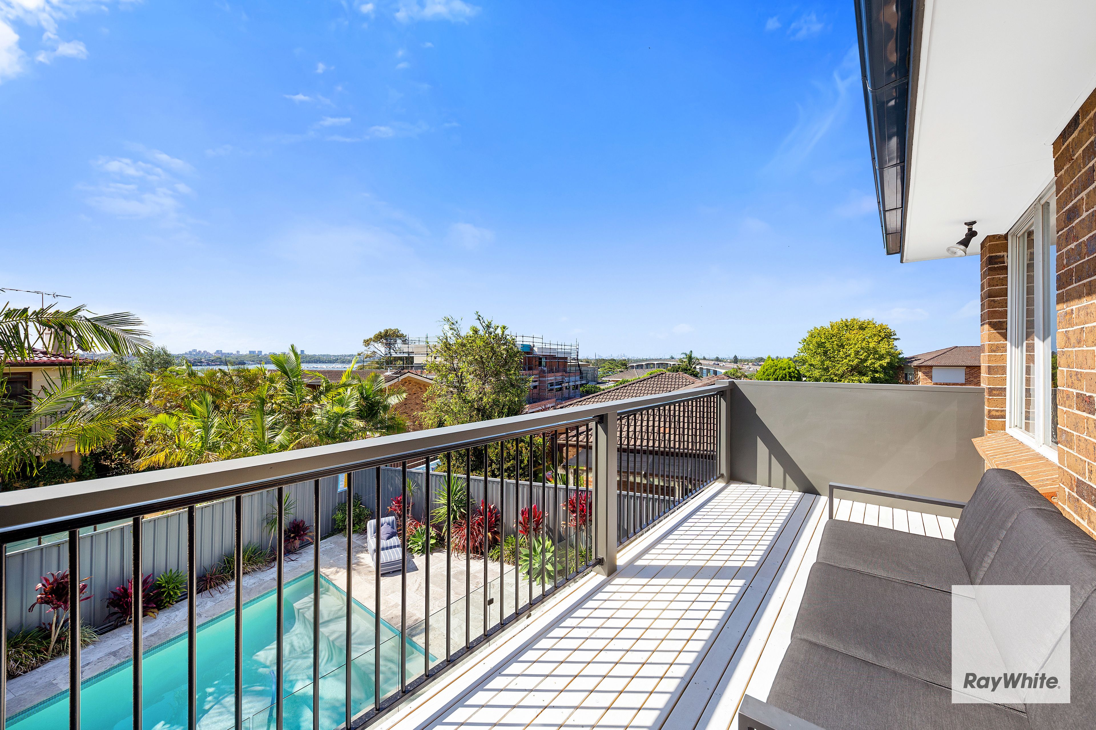 8/17-21 Old Taren Point Road, Taren Point, NSW 2229 - Sold Townhouse ...