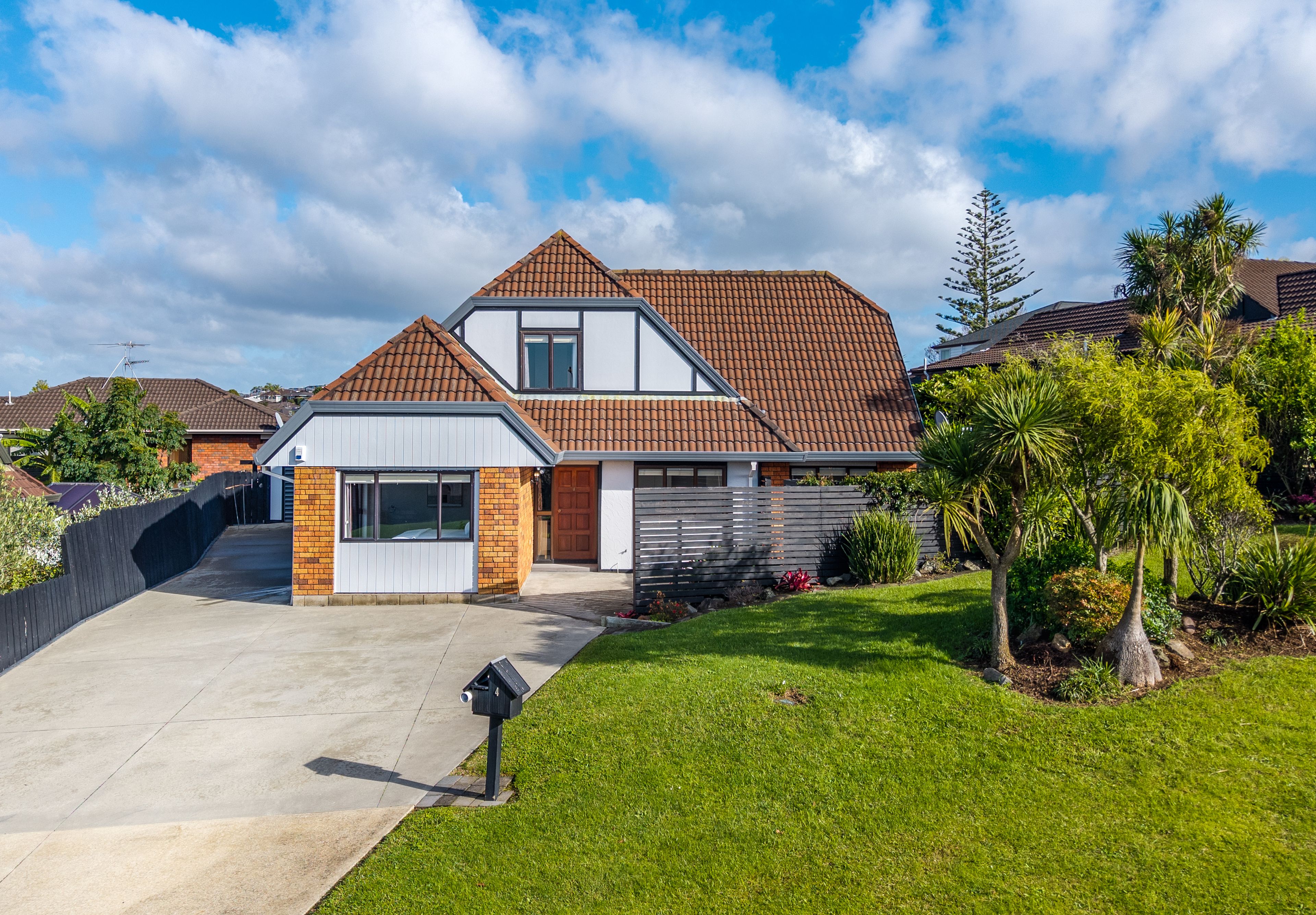 4 Citation Way, Botany Downs, Manukau City 2014 - Sold House - Ray ...