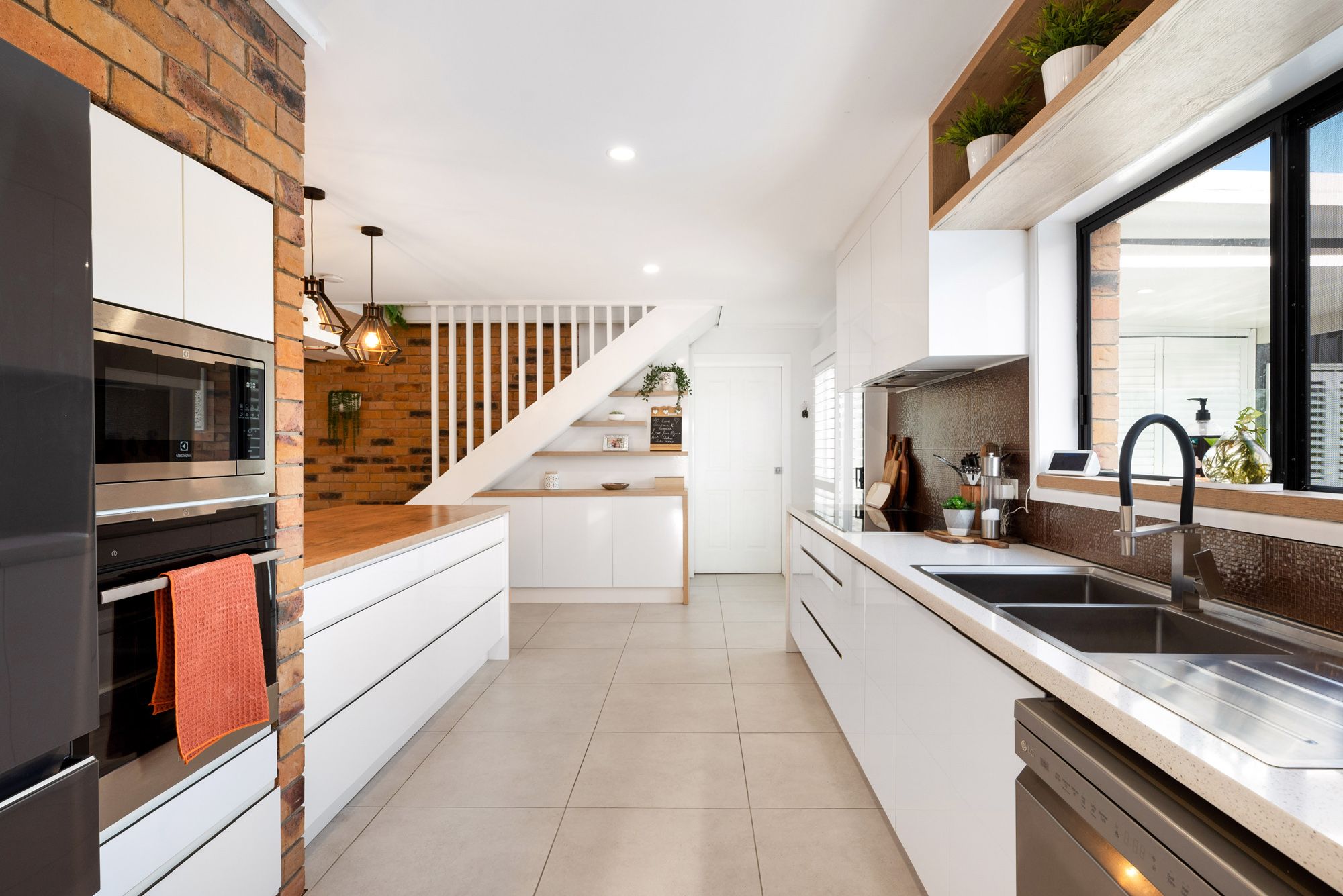 9 Michelle Crescent, Wishart, QLD 4122 - Sold House - Ray White Mt Gravatt