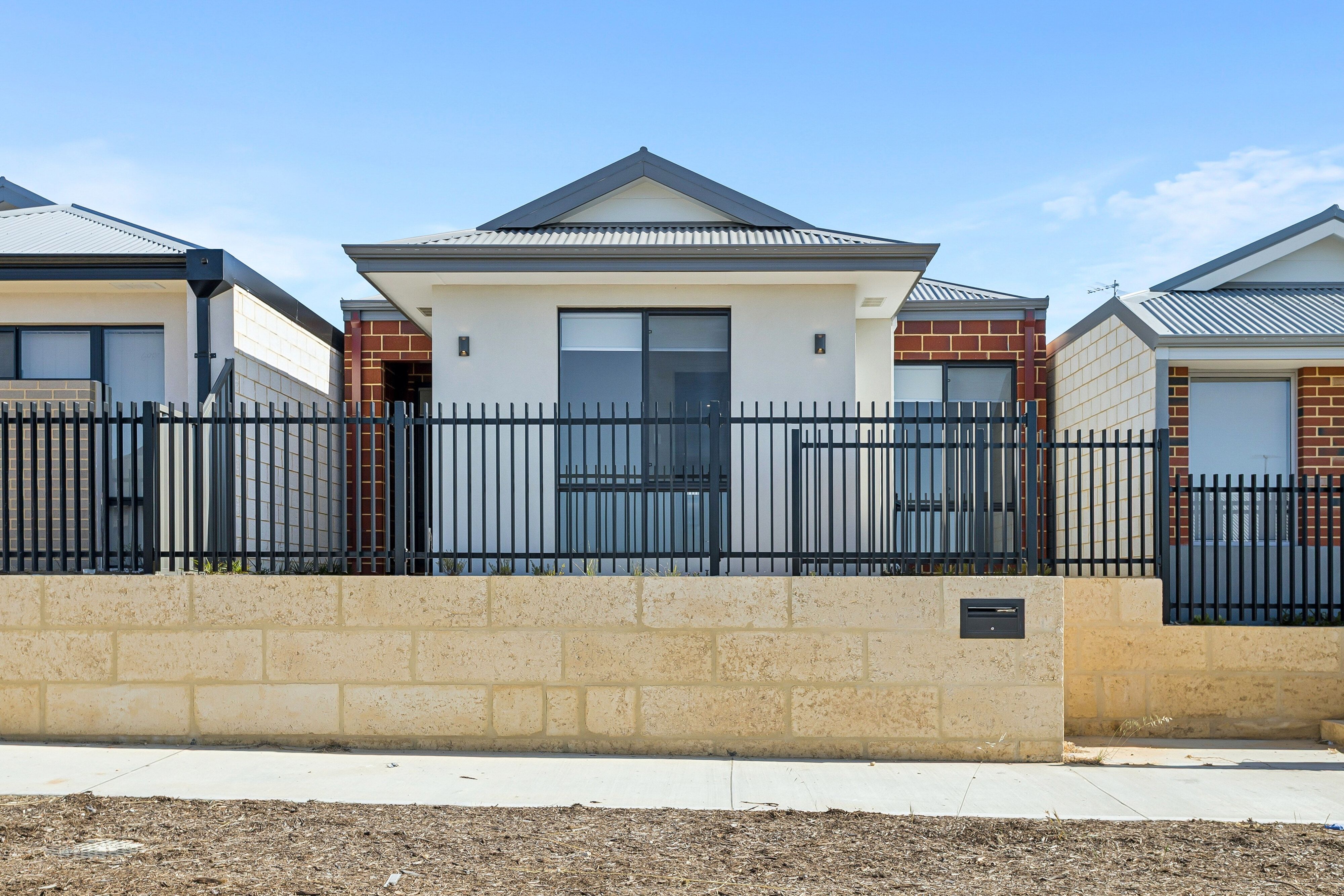 30 Bonfire Chase, Eglinton, WA 6034 - Leased House - Ray White Keevers ...