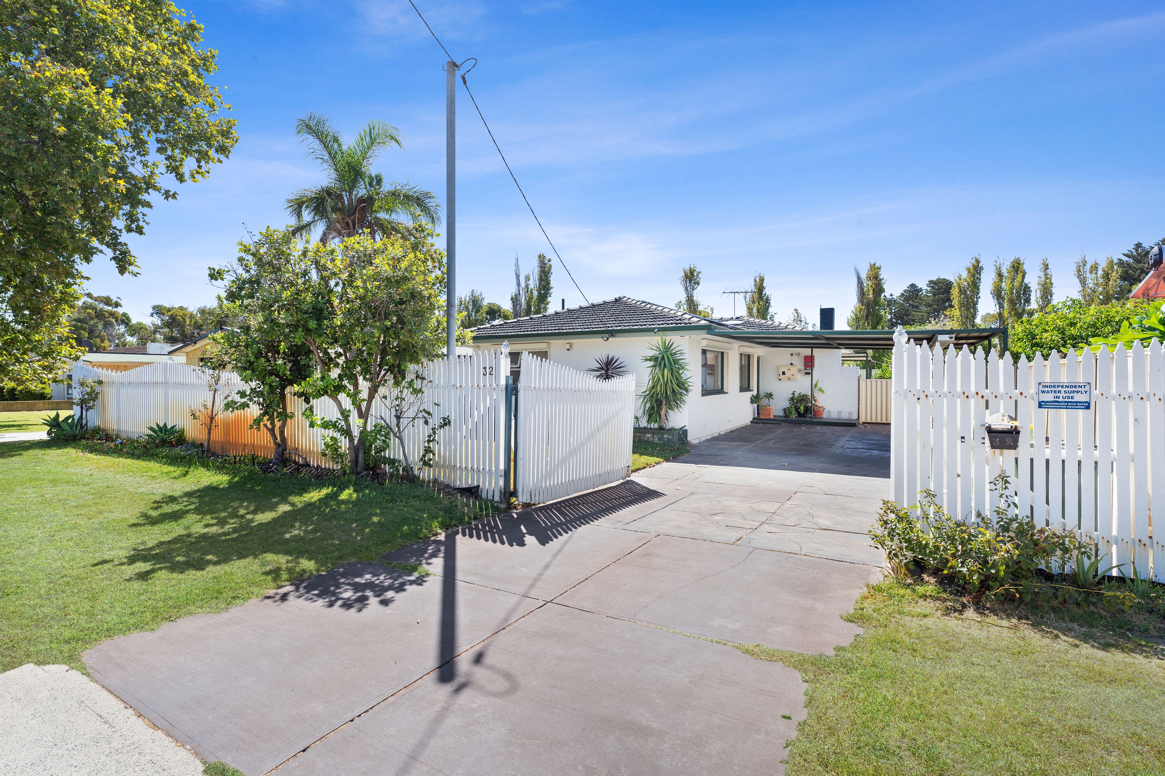 32 Cygnus Street, Rockingham, WA 6168 - Sold House - Ray White ...