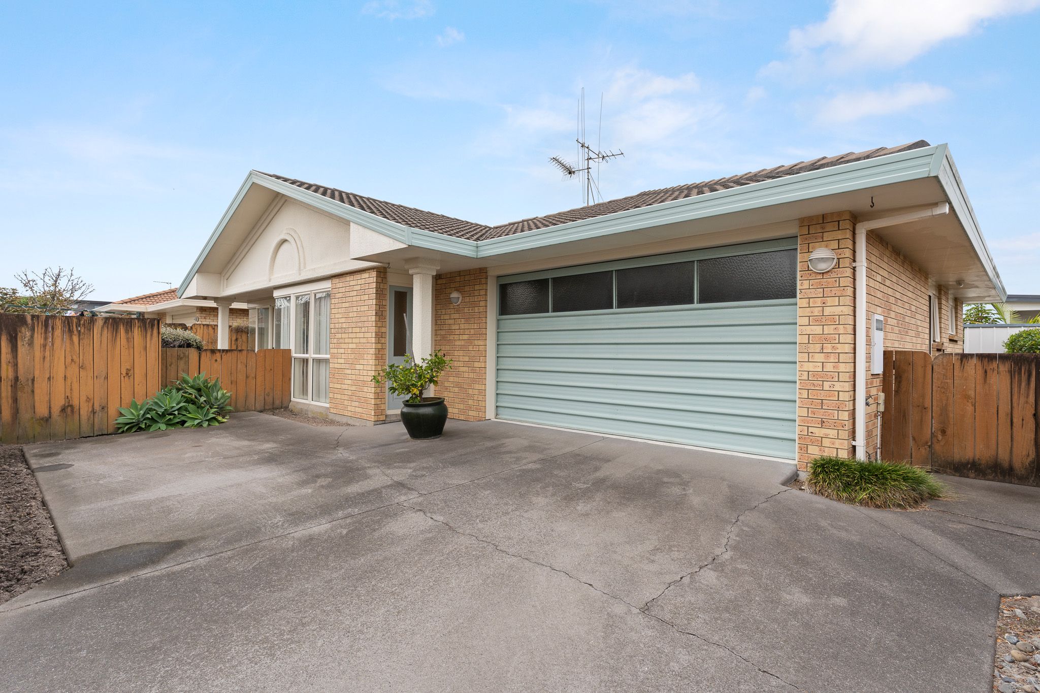 21 Sandhurst Drive, Papamoa Beach, Tauranga City 3118 - Sold Townhouse ...