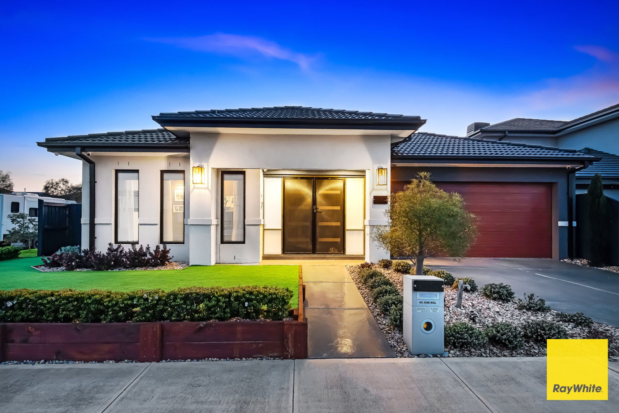 Ray White Point Cook