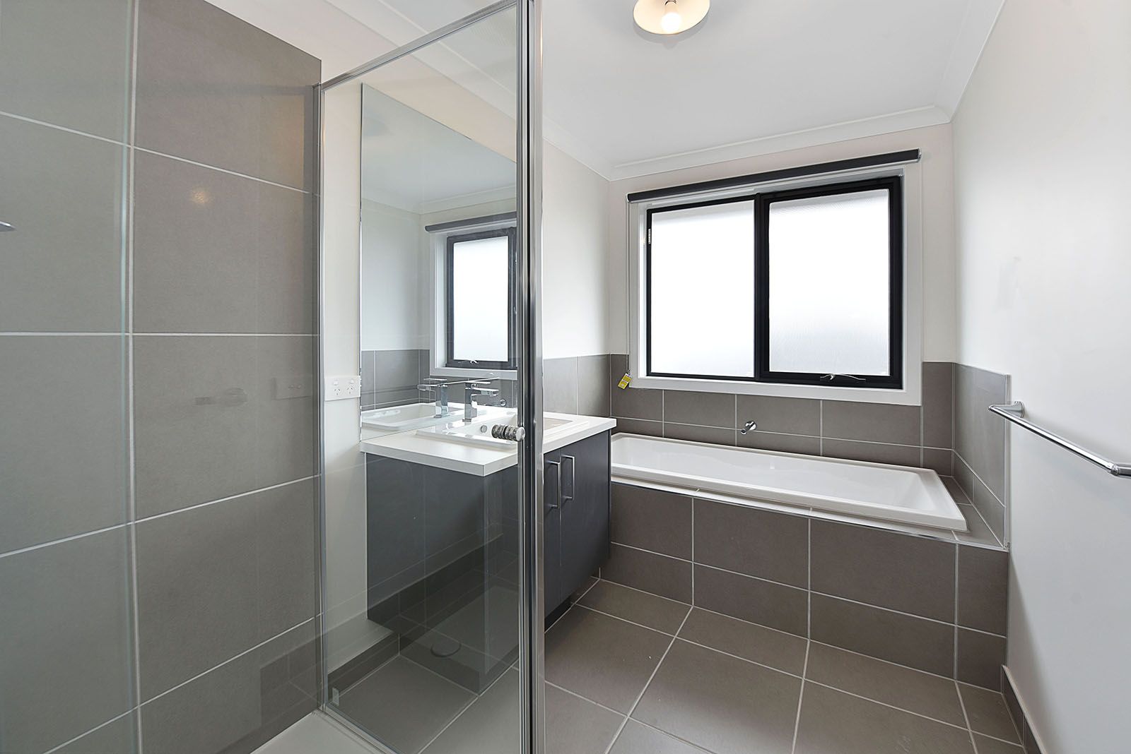 35 Silver Drive, Diggers Rest, VIC 3427 - Leased House - Ray White Sunbury