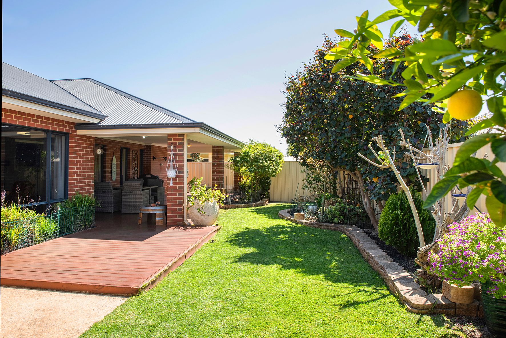18 Tip Dray Terrace, West Busselton, WA 6280 - Sold House - Ray White ...