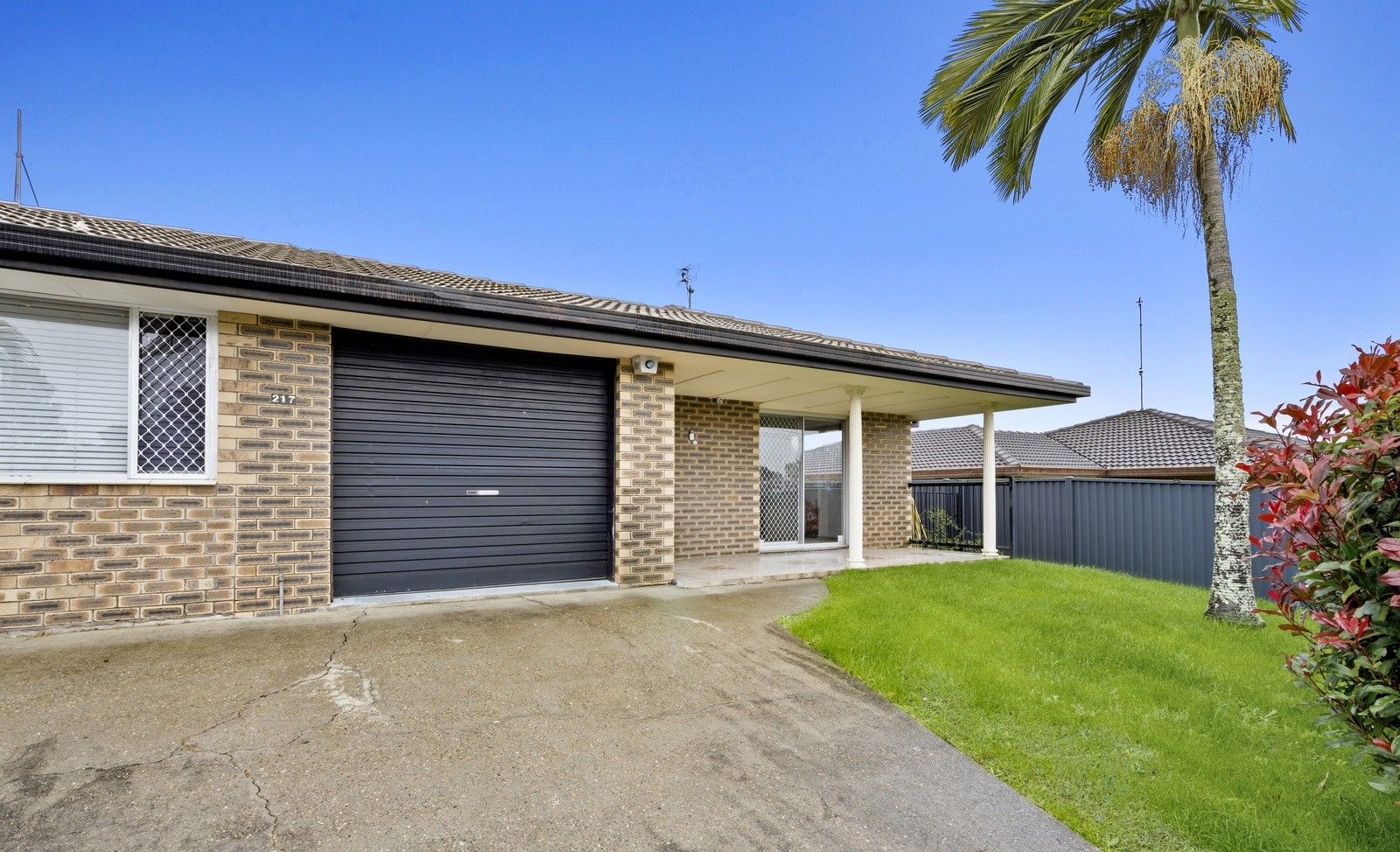 2/217 Central Street, Labrador, QLD 4215 - House for Rent - Ray White ...