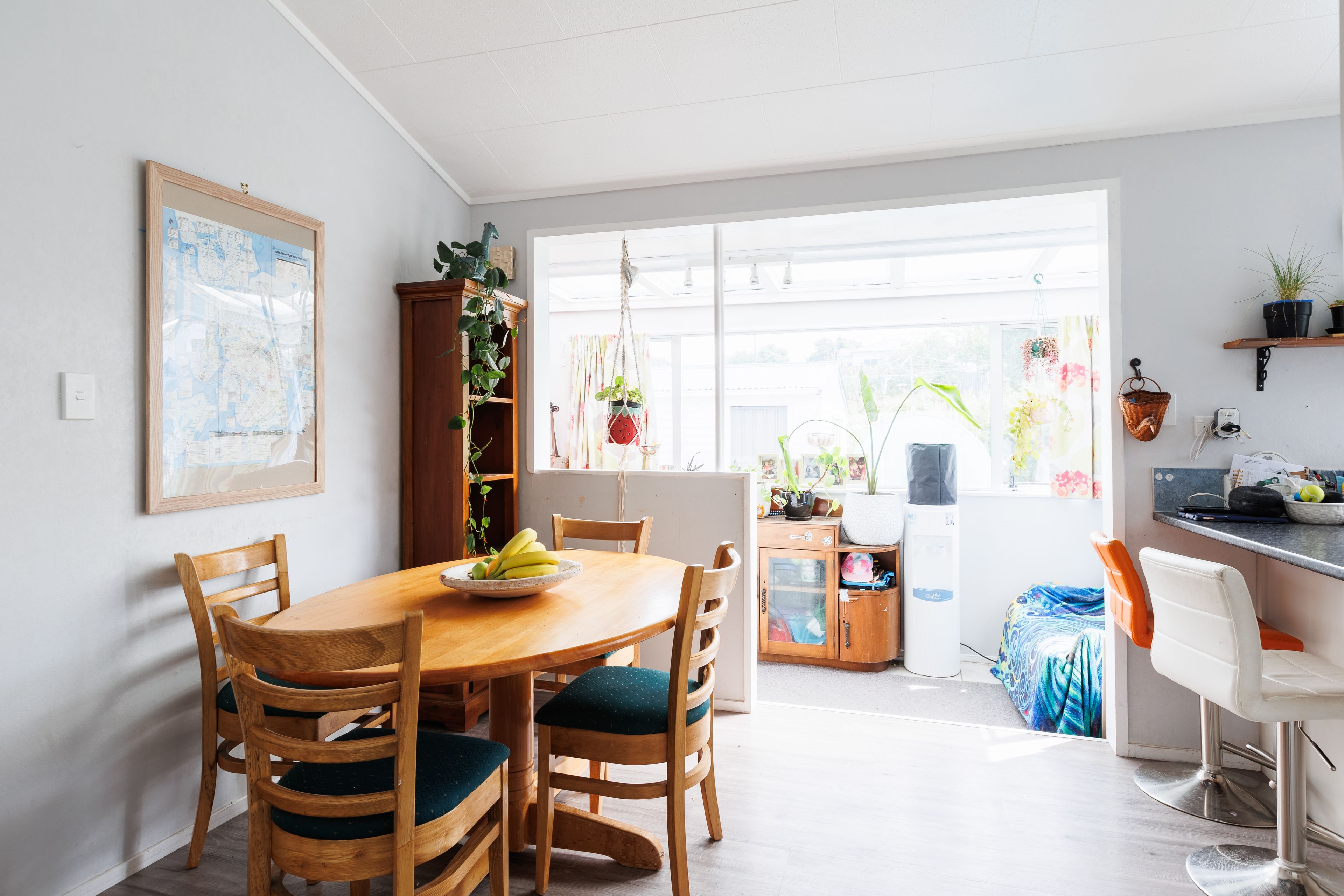 6 King Street, Halcombe, Manawatu District 4779 - Leased House - Ray ...