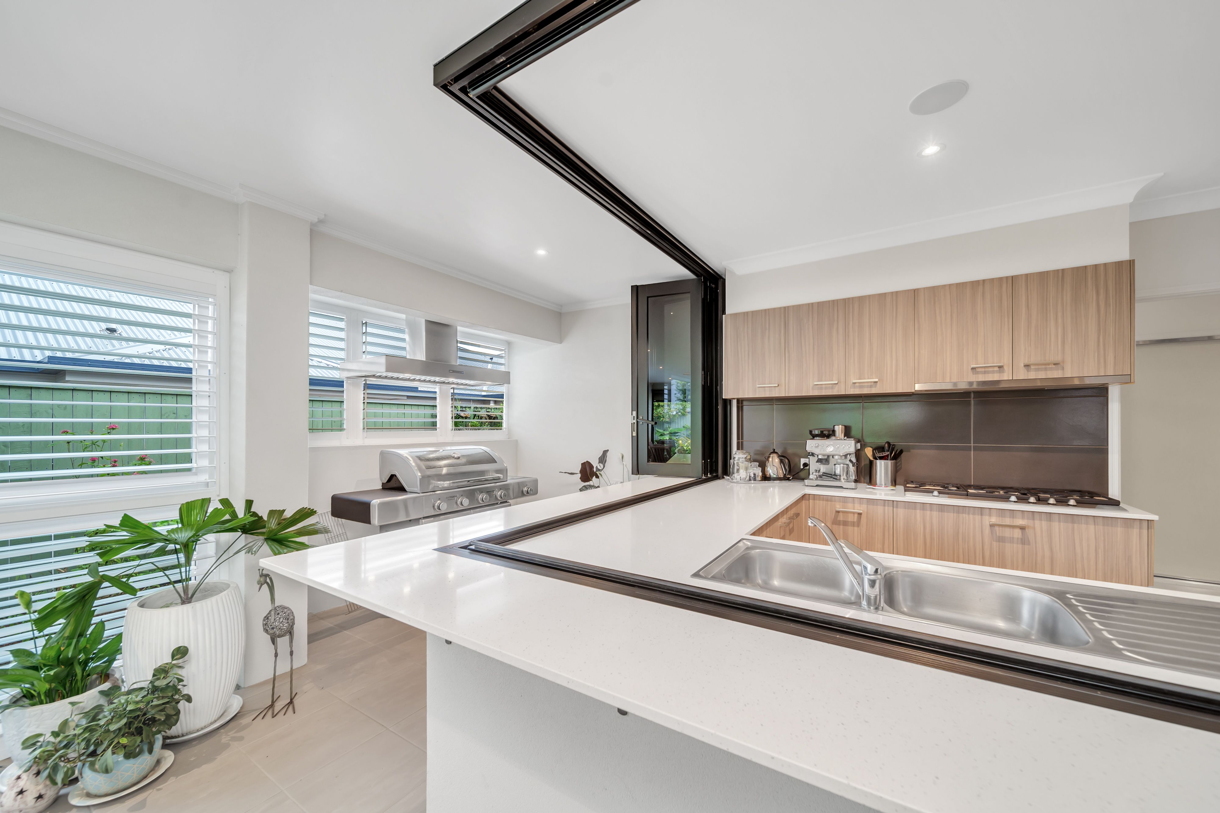 24 Outlook Drive, Bentley Park, QLD 4869 - Sold House - Ray White ...