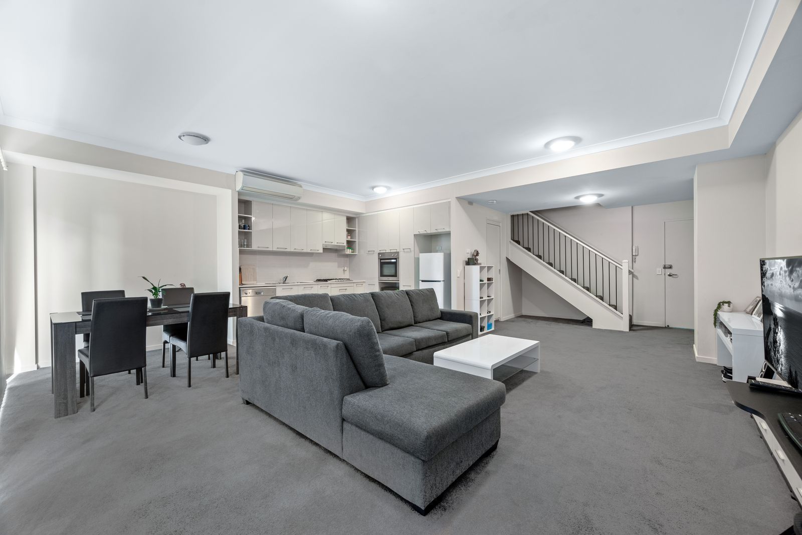 61/17 Warby Street, Campbelltown, NSW 2560 - Sold Unit - Ray White ...
