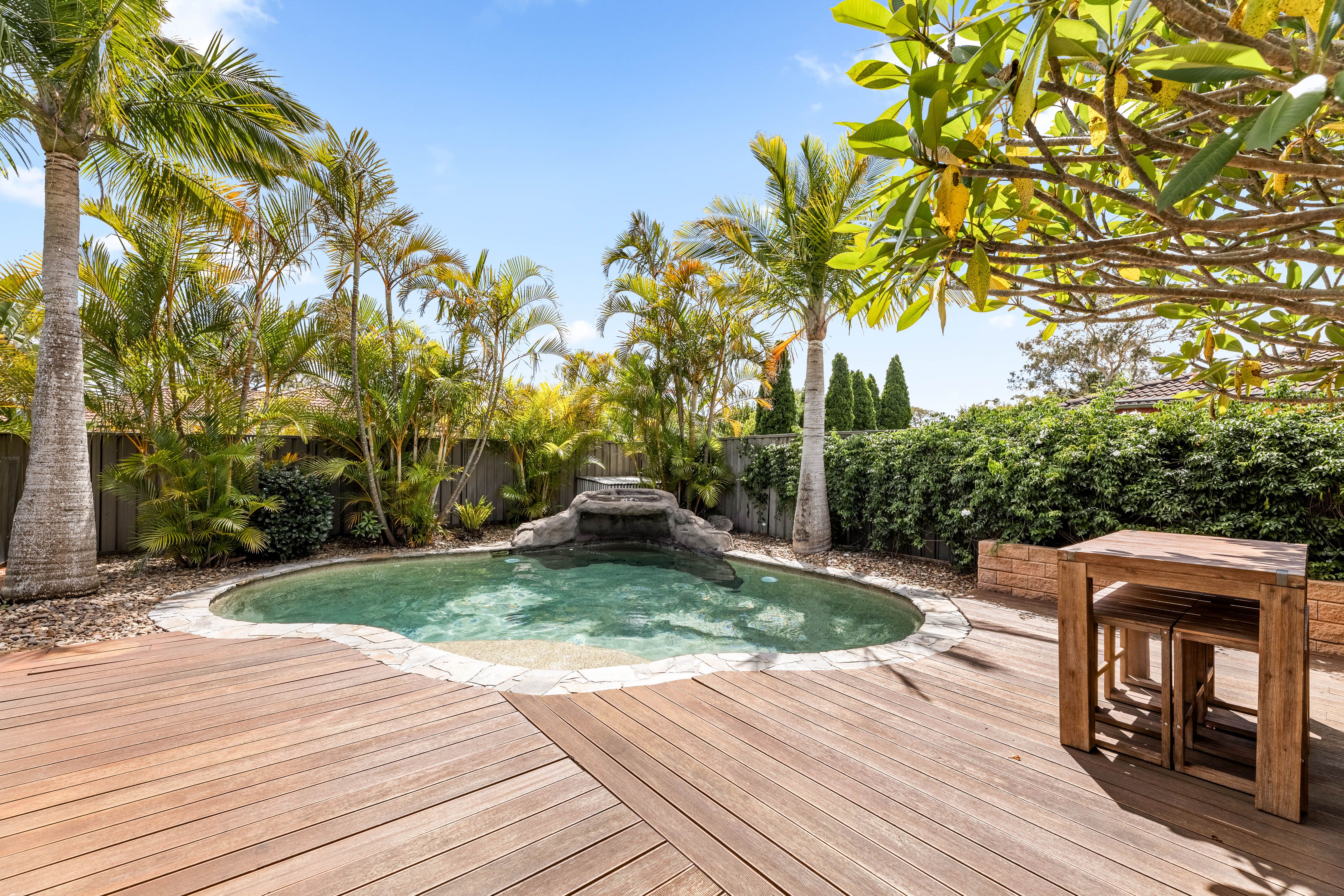 12 Lawson Place, Barden Ridge, NSW 2234 - Sold House - Ray White ...