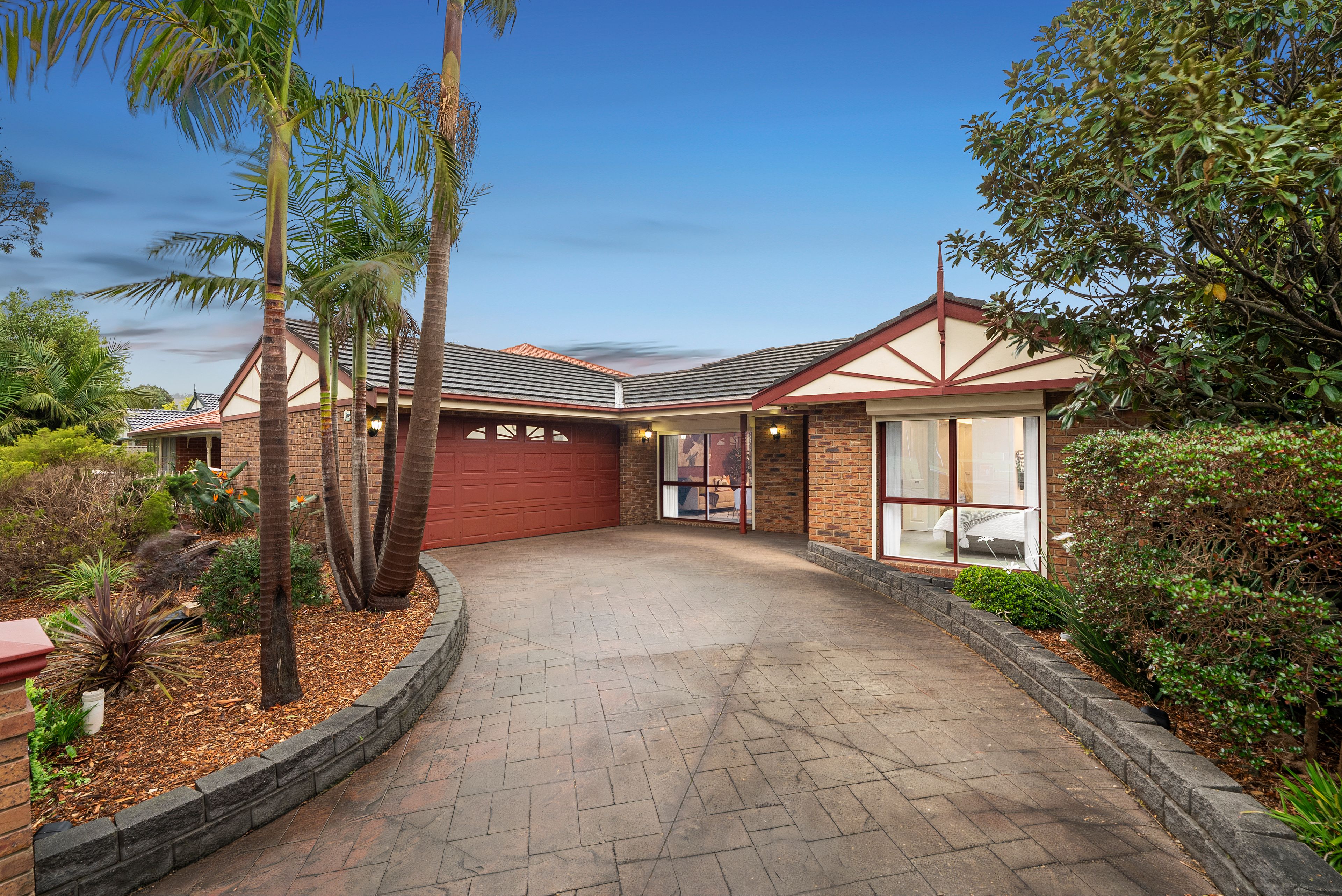 84 Buckingham Drive, Rowville, VIC 3178 - Sold House - Ray White ...