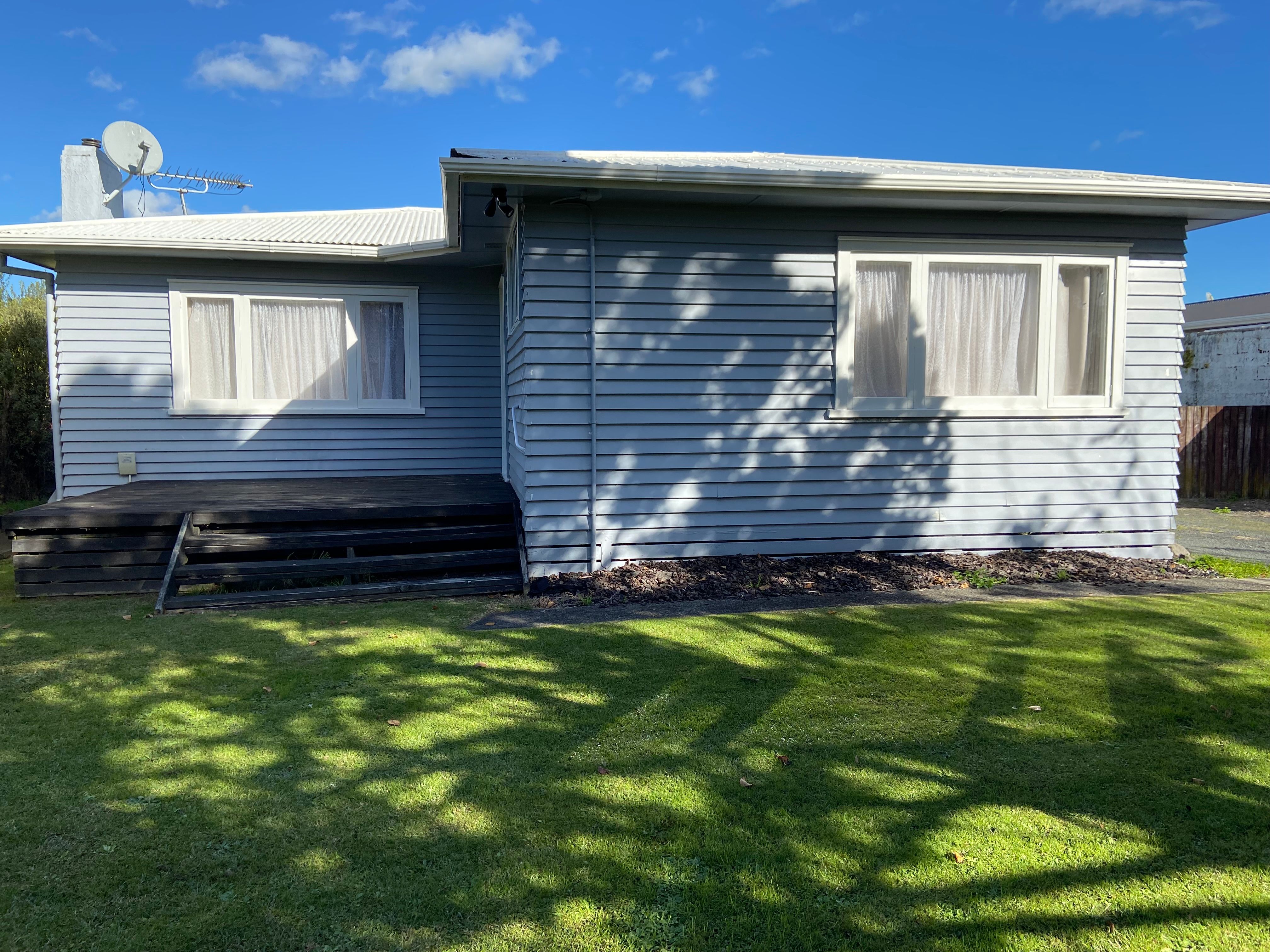 48 Montgomery Crescent, Bader, Hamilton City 3206 - Leased House - Ray ...