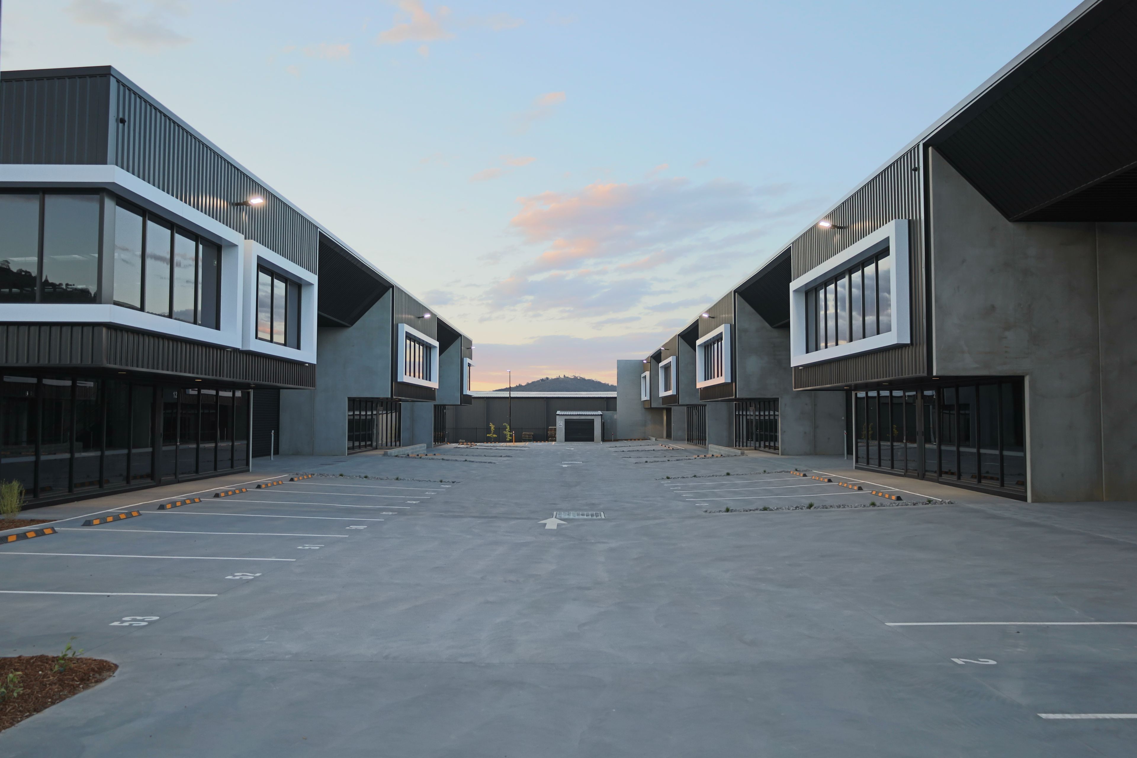 22 Val Reid Crescent, Hume, ACT 2620 - Industrial/Warehouse for Lease ...