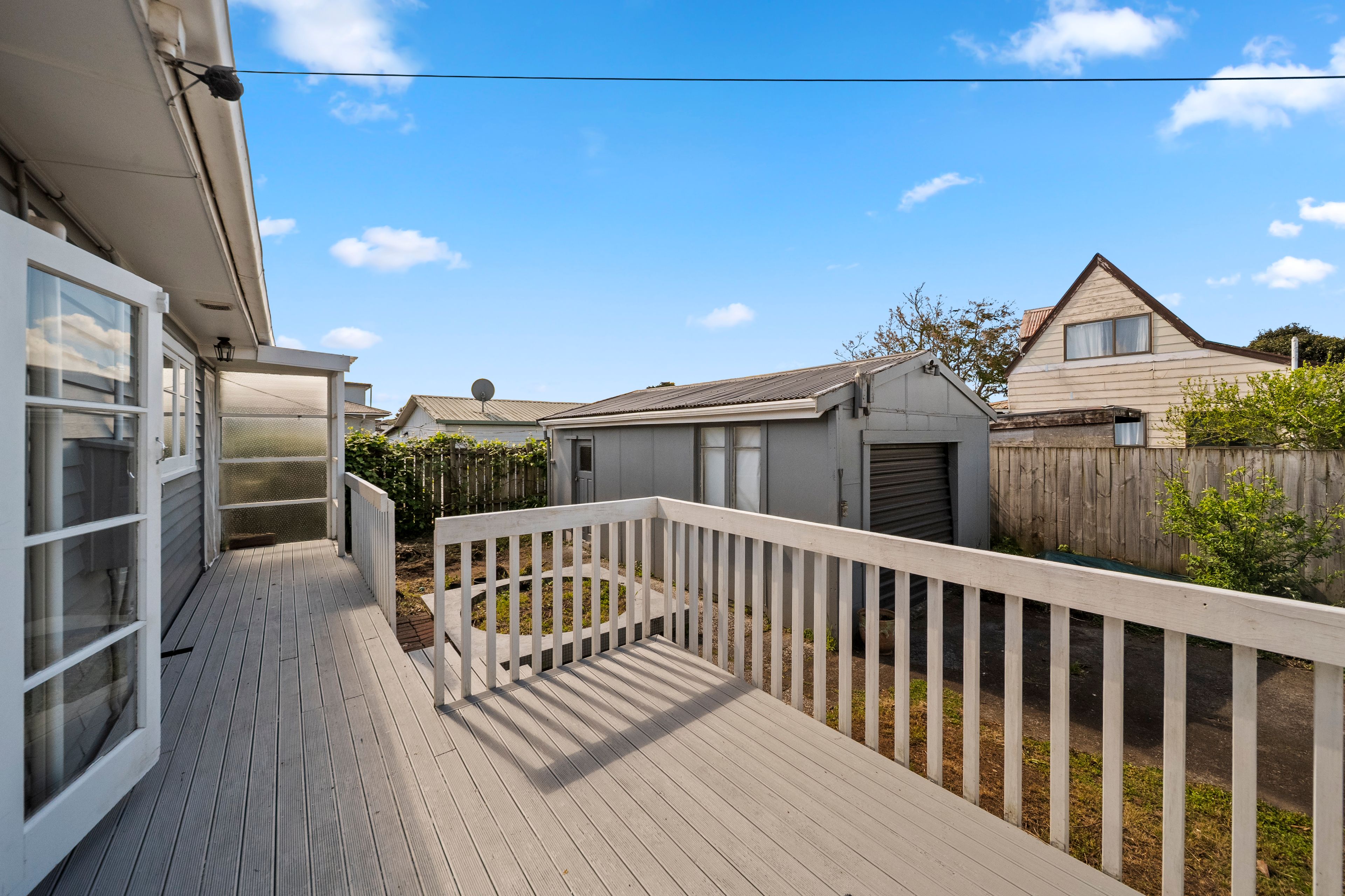 15A Walter Street, Mangere East, Manukau City 2024 - Sold House - Real ...