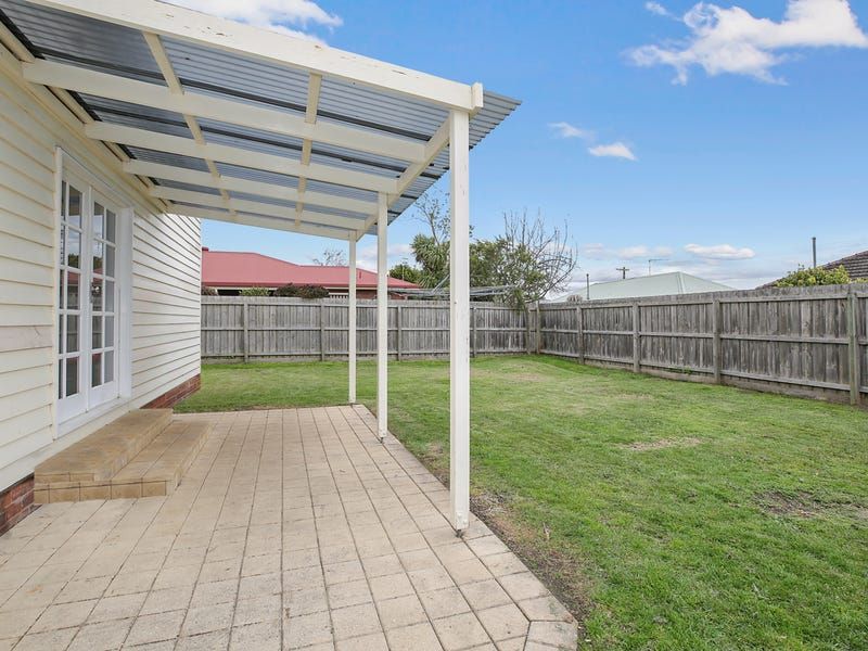 5 McLaughlin Street, Colac, VIC 3250 - Leased House - Ray White Colac