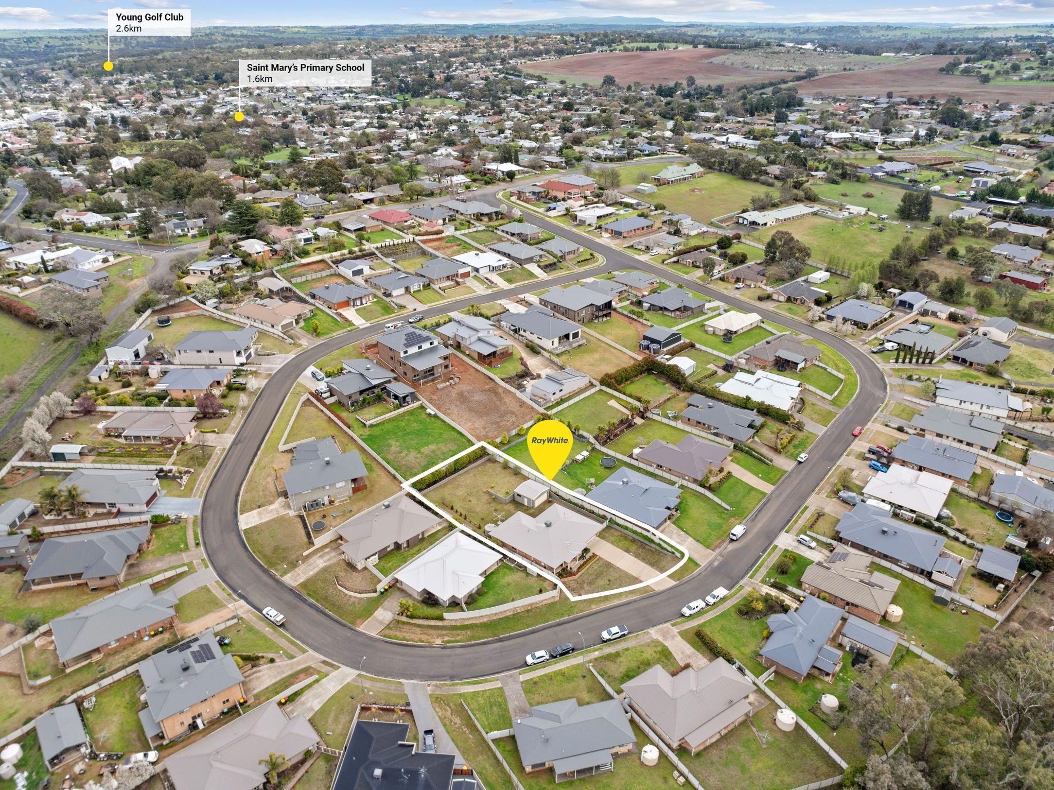 17 Jordan Place, Young, NSW 2594 - House for Rent - Ray White Young ...