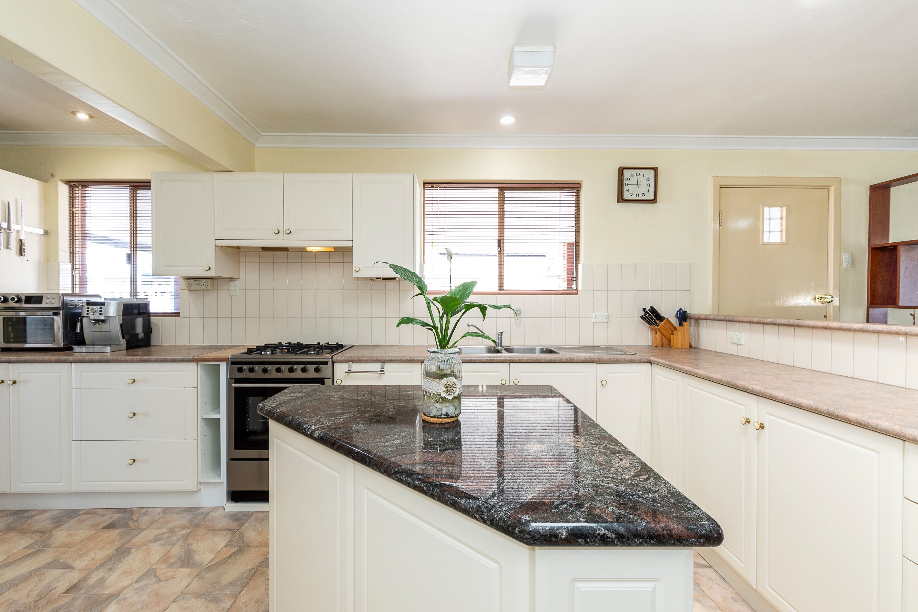 20 Fedders Street, Morley, WA 6062 - Sold House - Ray White Inner North