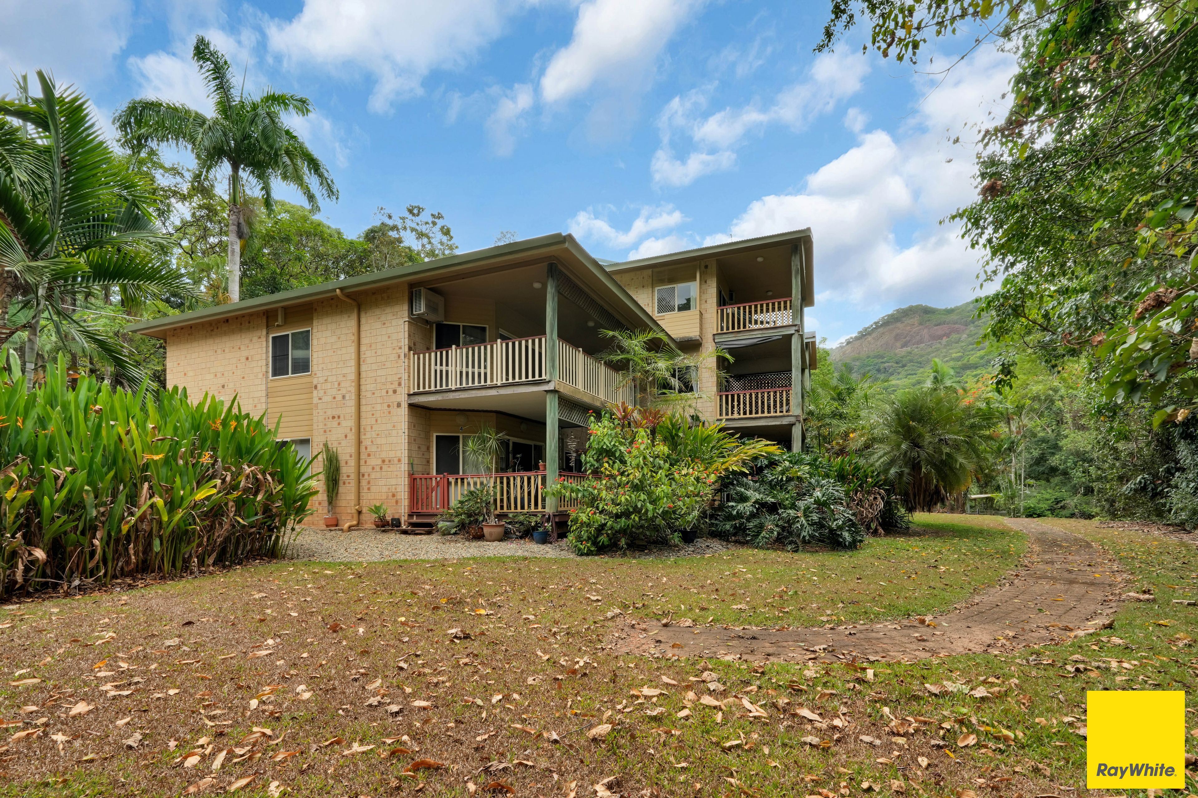 8/132-140 Stoney Creek Road, Kamerunga, QLD 4870 - Sold Apartment - Ray ...