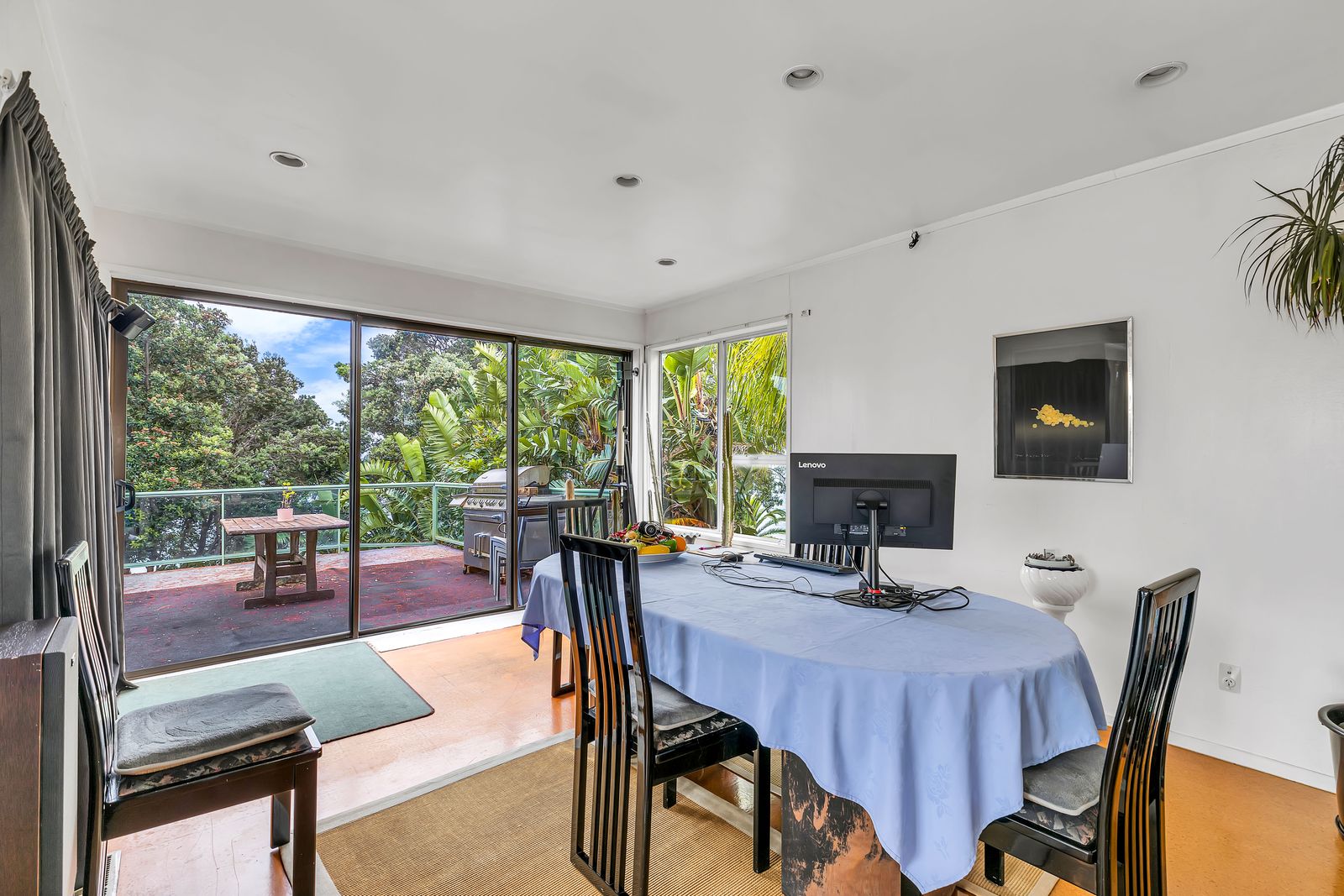 500 Point Chevalier Road, Point Chevalier, – Home For Sale • Ray White ...